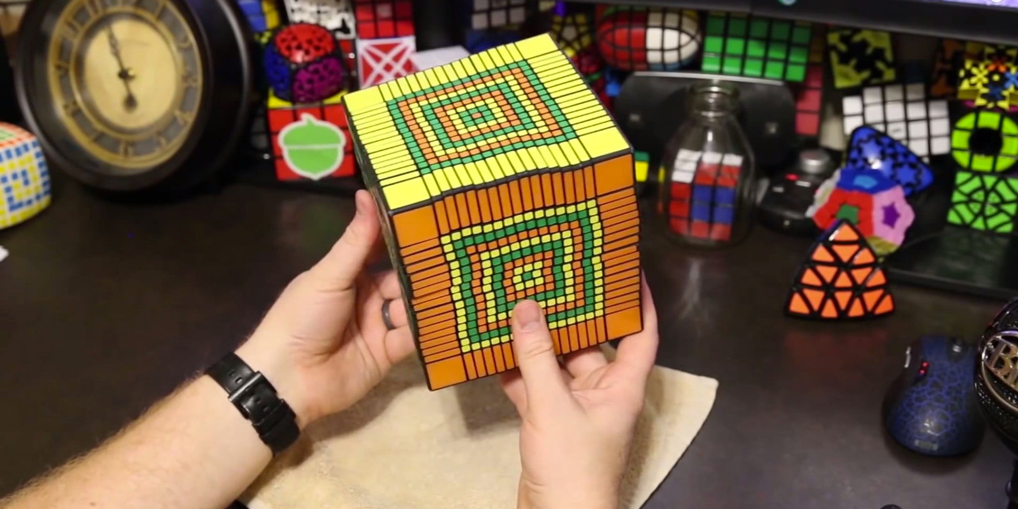 How long does it take to solve the world's largest Rubik's Cube?