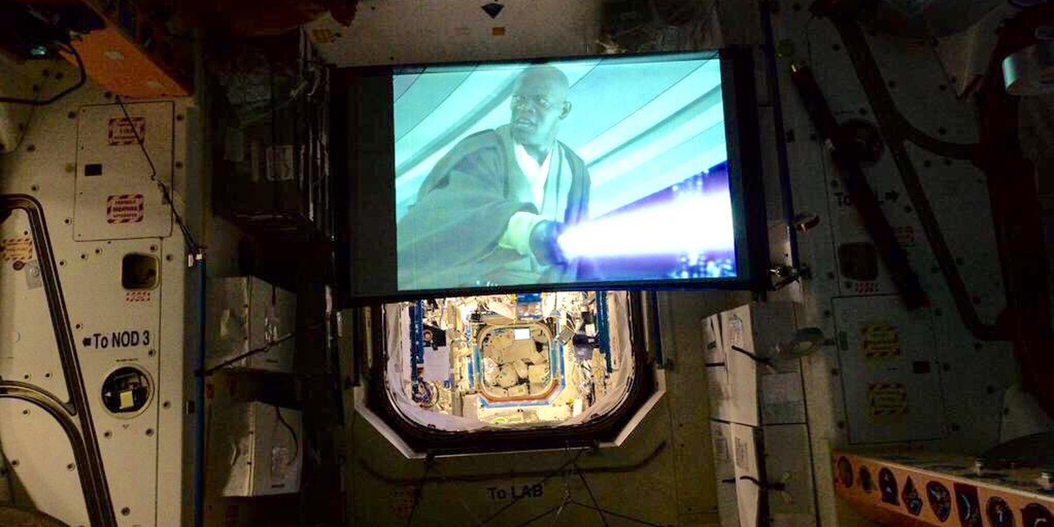 NASA astronauts celebrate 'Star Wars' Day with the ultimate movie ...
