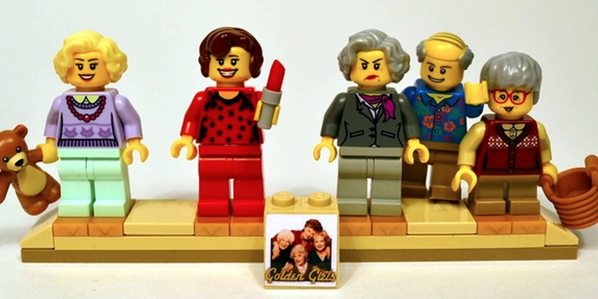 Celebrate 30 years of 'Golden Girls' with these 7 amazing accessories