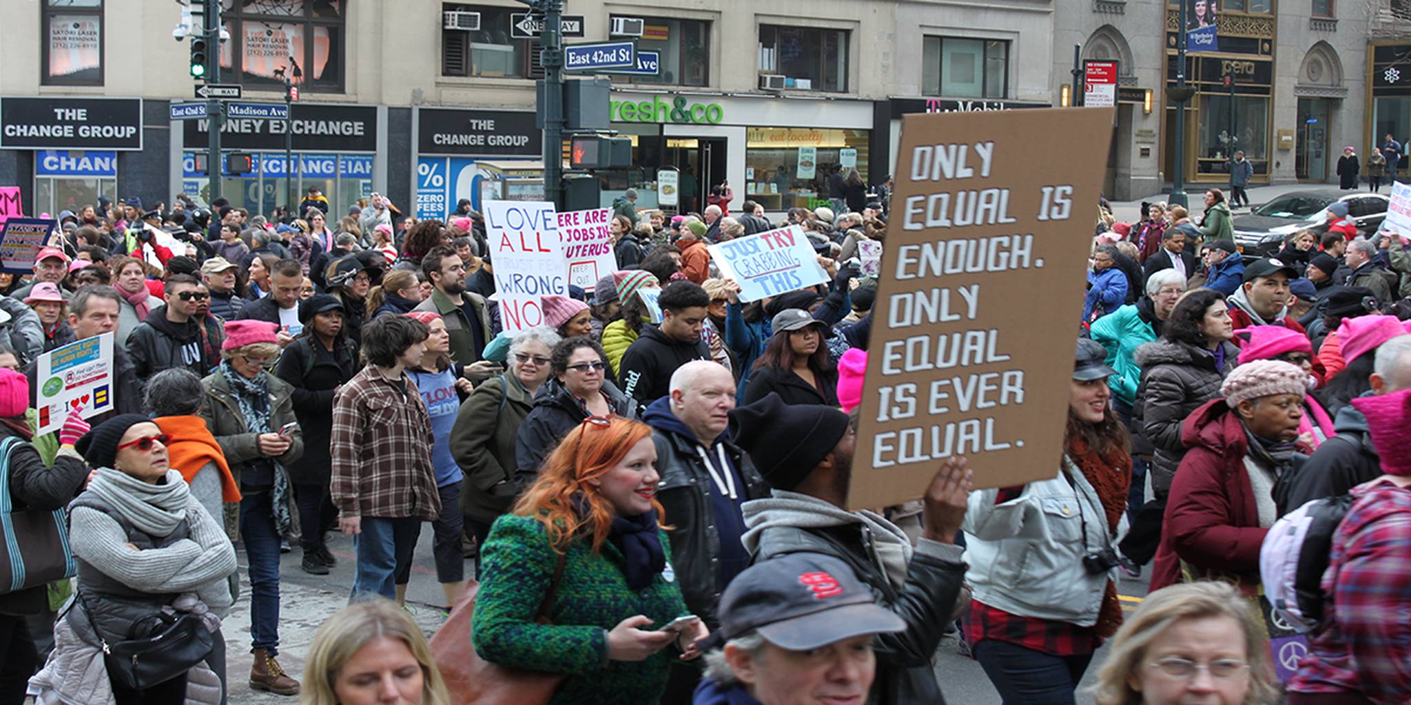 The Women's March on Washington in New York Woke Up the City That Never ...