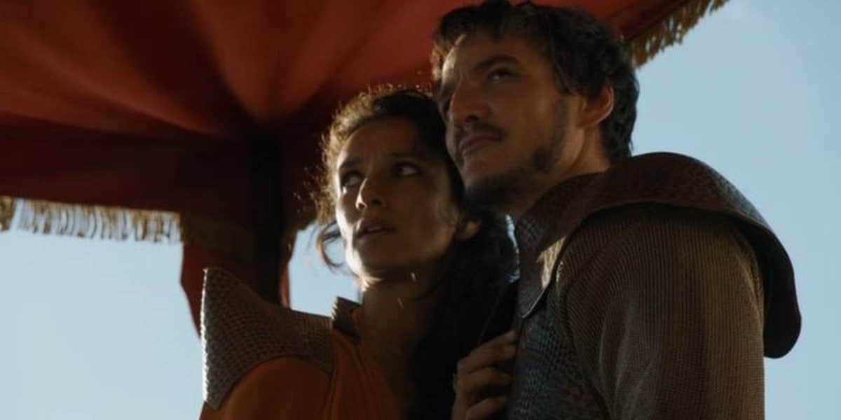 A Bar Full Of Game Of Thrones Fans React To The Show s Latest Twist The Daily Dot a-bar-full-of-game-of-thrones-fans-react-to-the-show-s-latest-twist-the-daily-dot