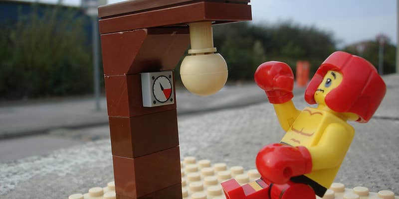 This is how you hack those punching bag arcade games - The Daily Dot