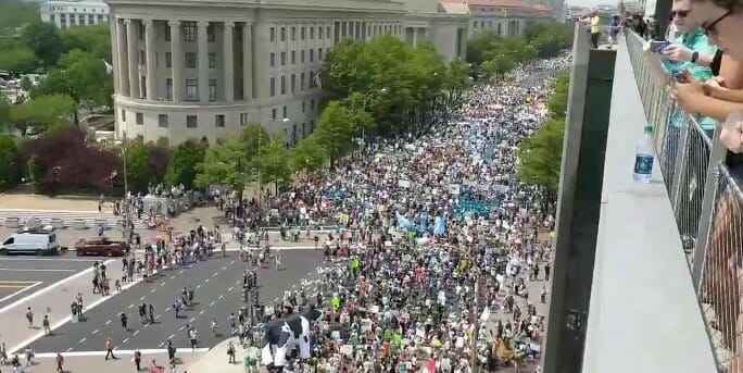 Climate Change Marches Across U.S. Deal With Extreme Weather