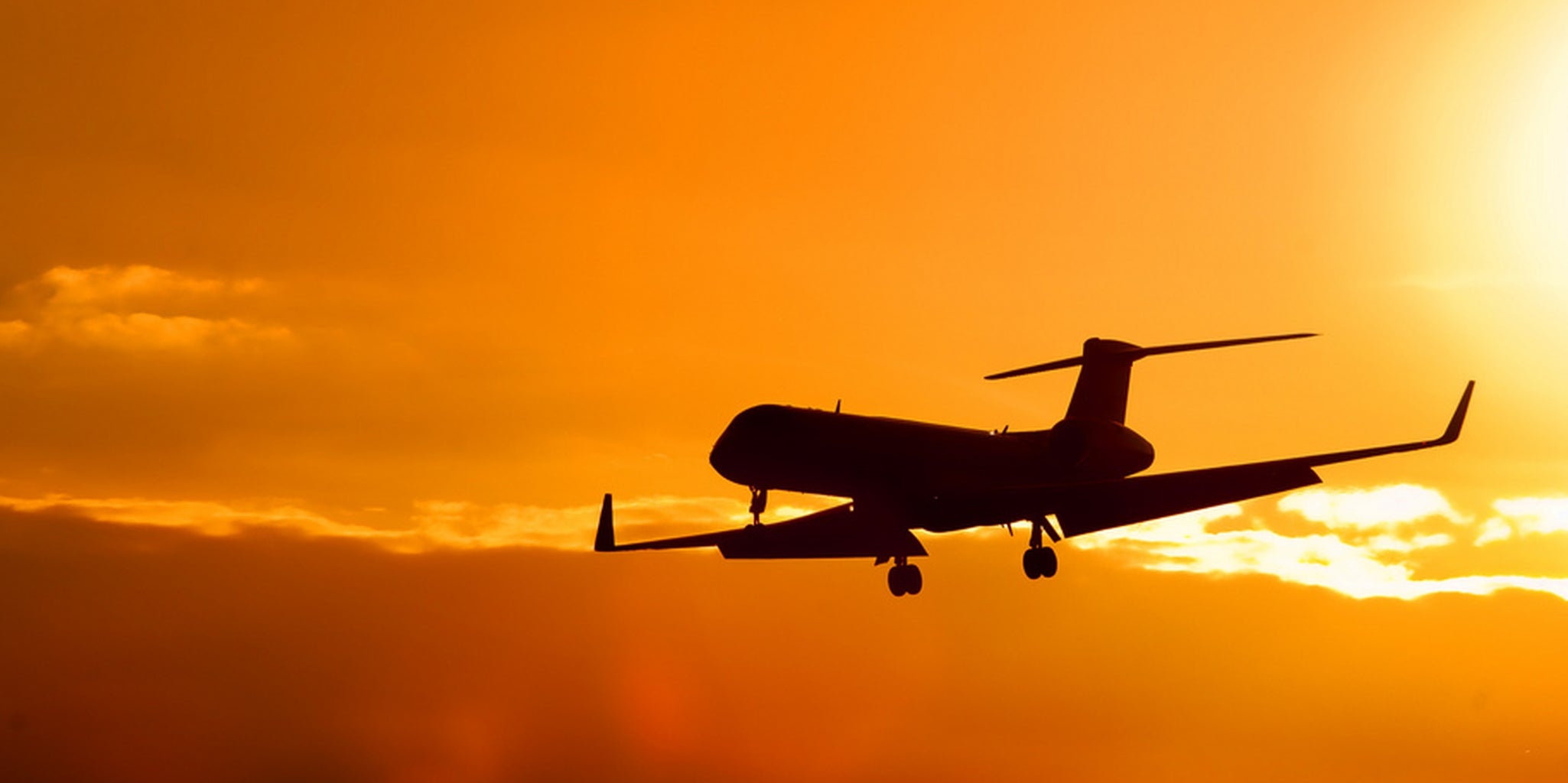 Here's an app that makes it easier for dudes to hit on you during flights