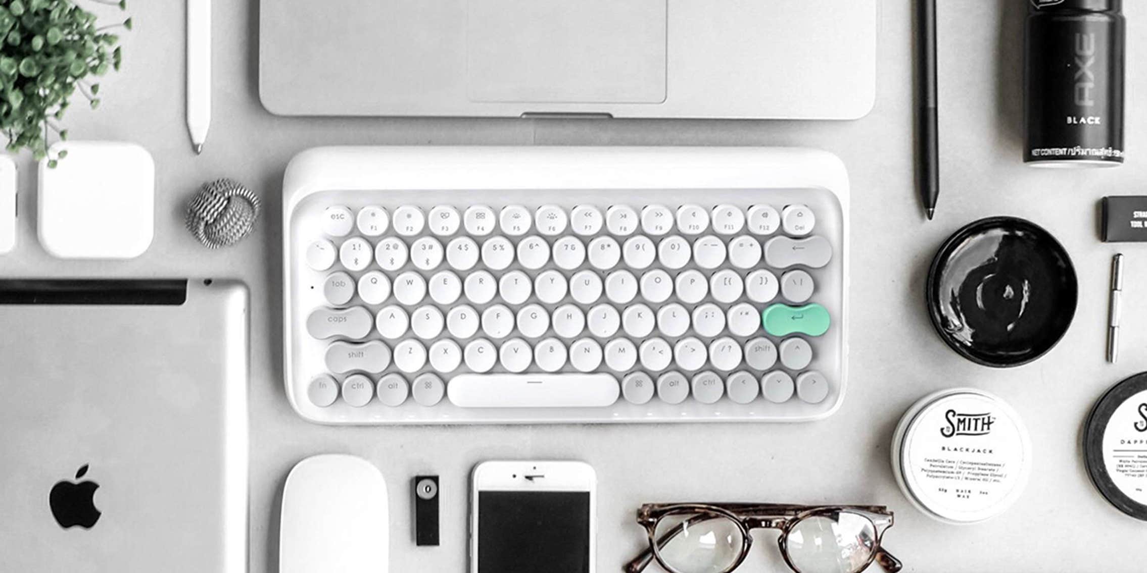 This Typewriter Is Actually A Keyboard For Your Smart Devices