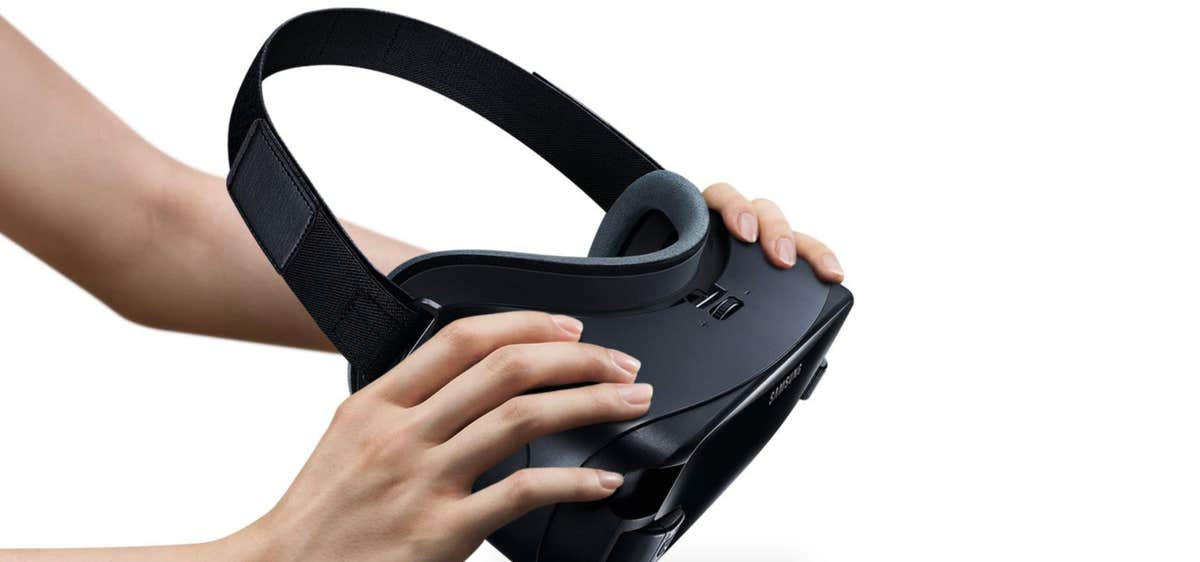 How to Watch Netflix in VR: Oculus Rift, Daydream, Cardboard & Gea