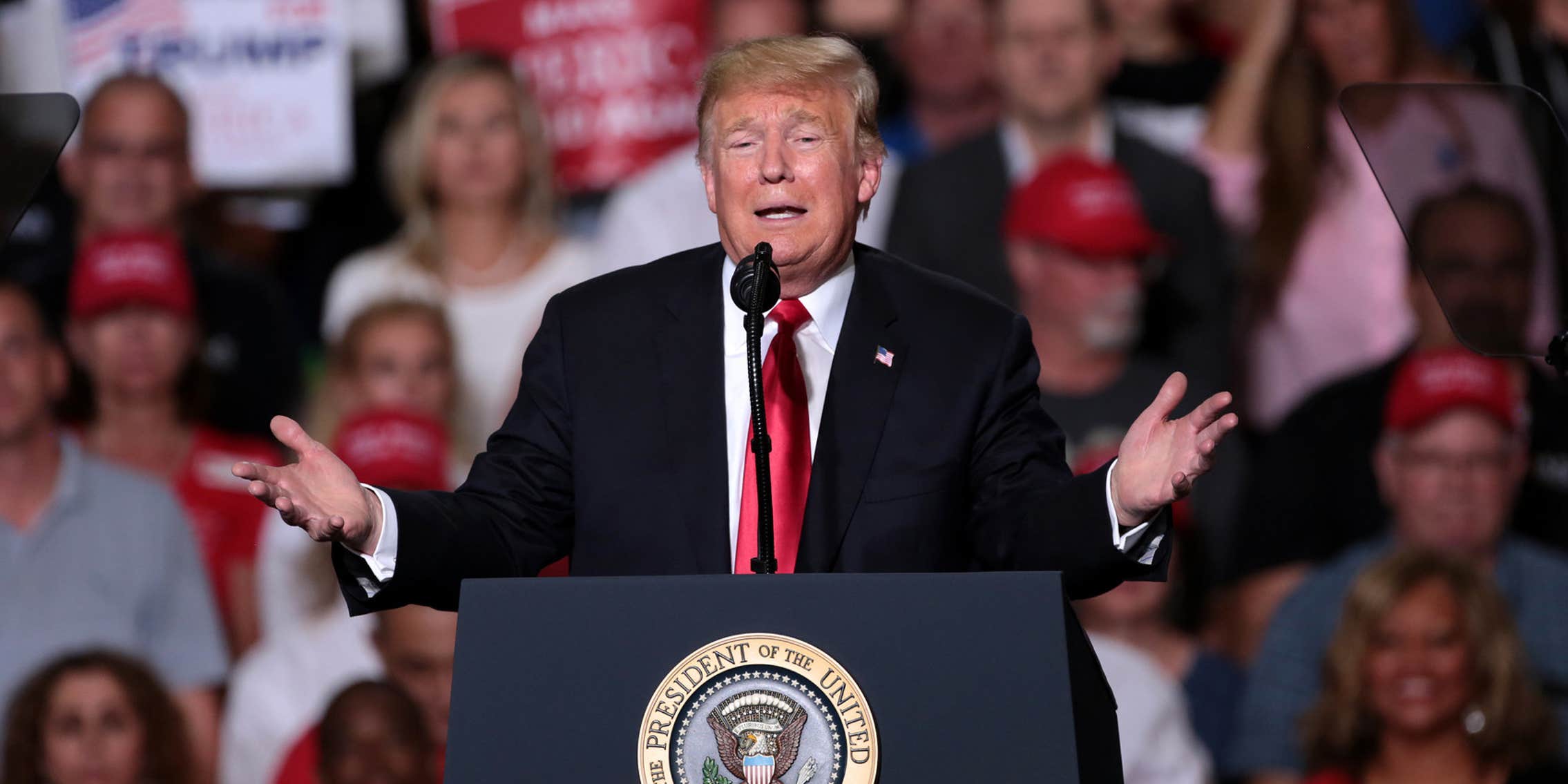 Donald Trump Put Into Moments In History With #LostTrumpHistory Meme Donald Trump Put Into Moments In History With #LostTrumpHistory Meme
