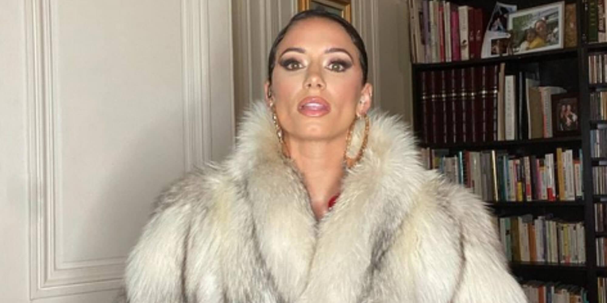 YesJulz Lies About International Travel Amid Coronavirus Fears