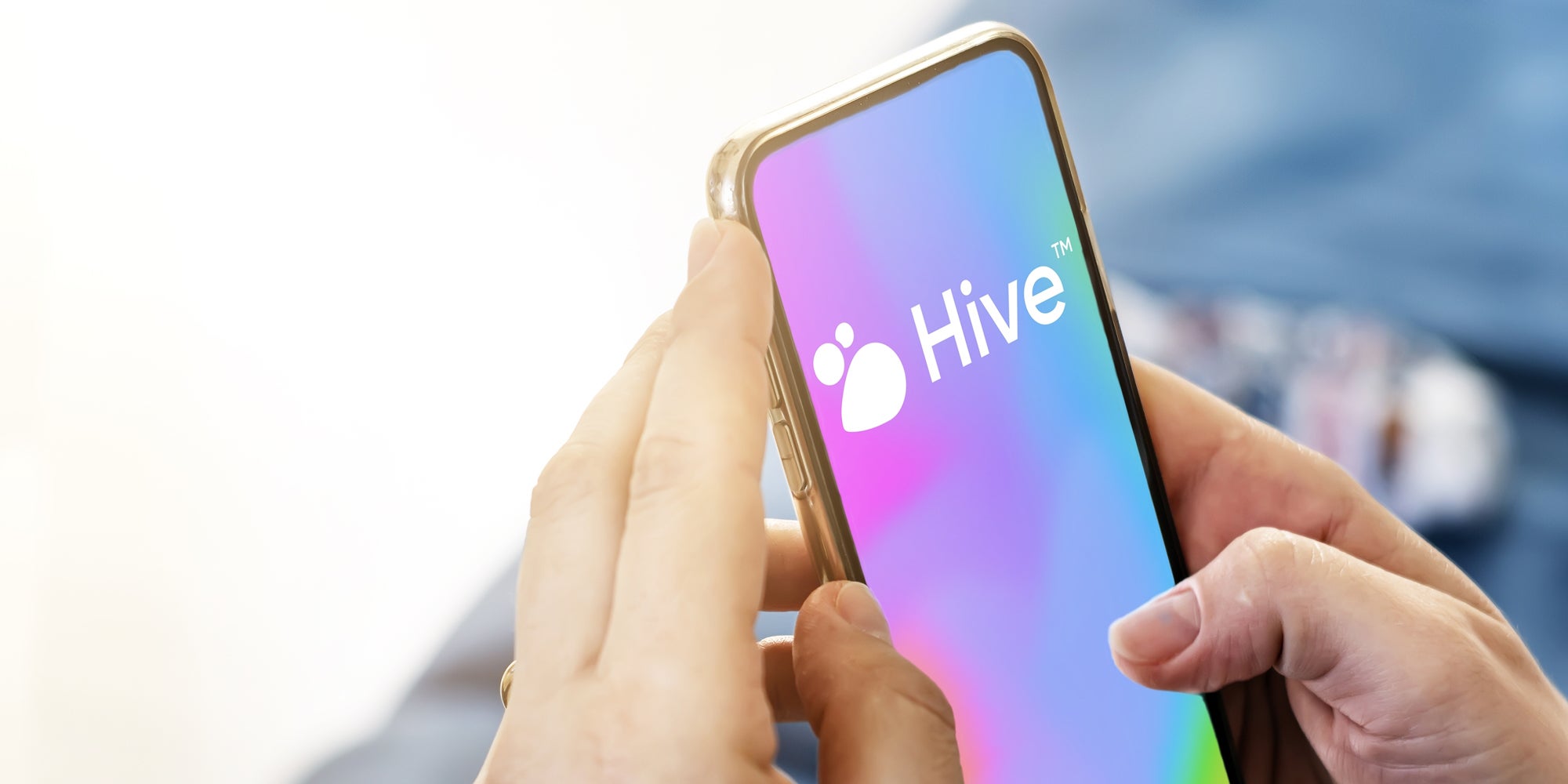 Hive App Temporarily Shuts Down After Security Issues Discovered