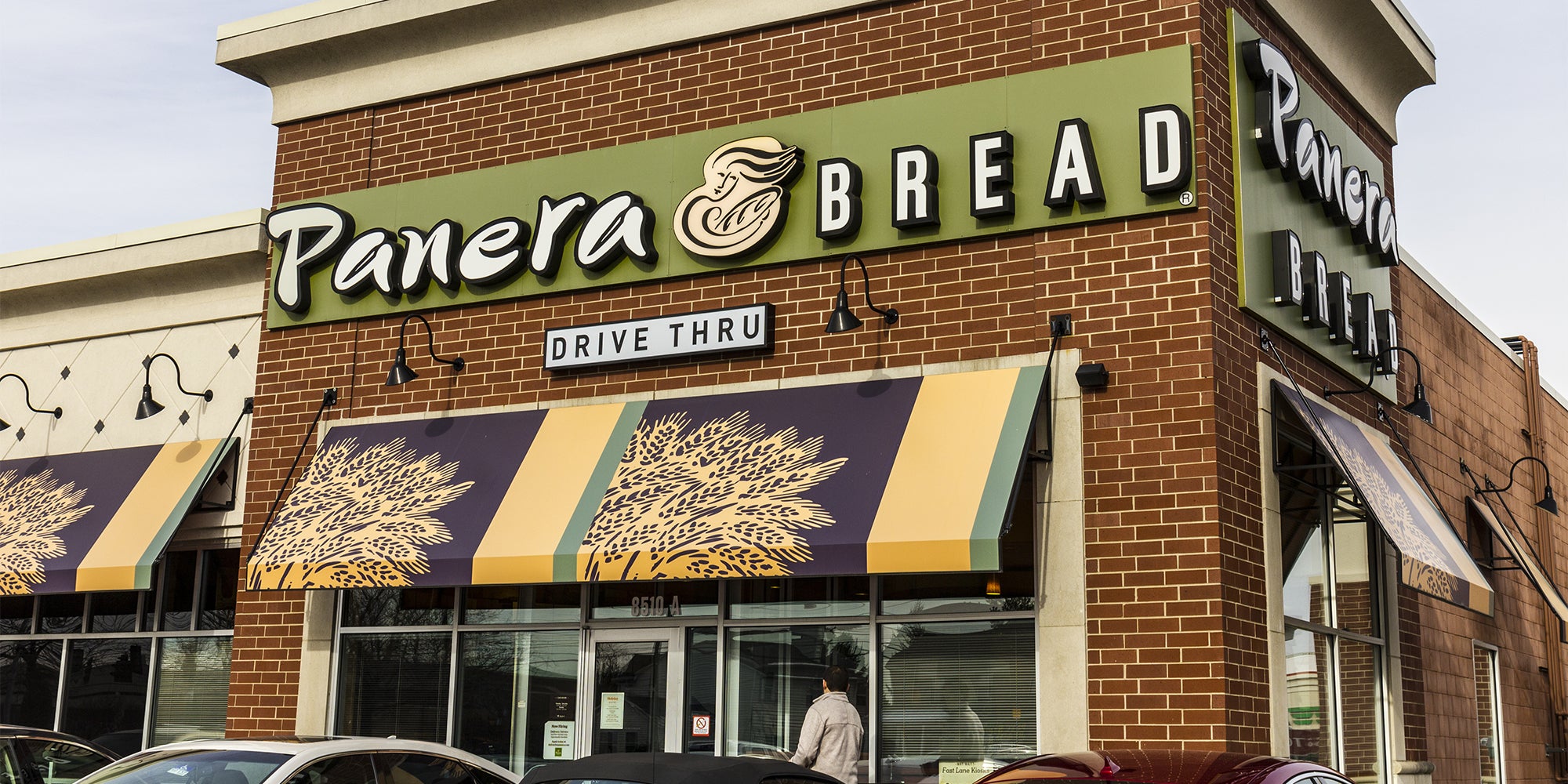 Worker Says Panera Promoted Her So They Could Pay Her Less