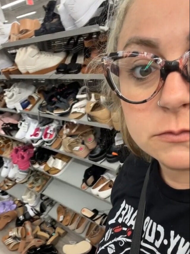 customer-shows-mess-of-merchandise-left-by-other-customers-at ...