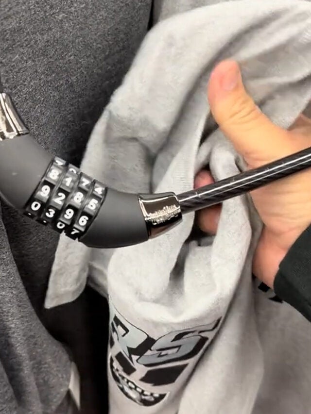 Shopper Finds Locked-up Clothes at Walmart