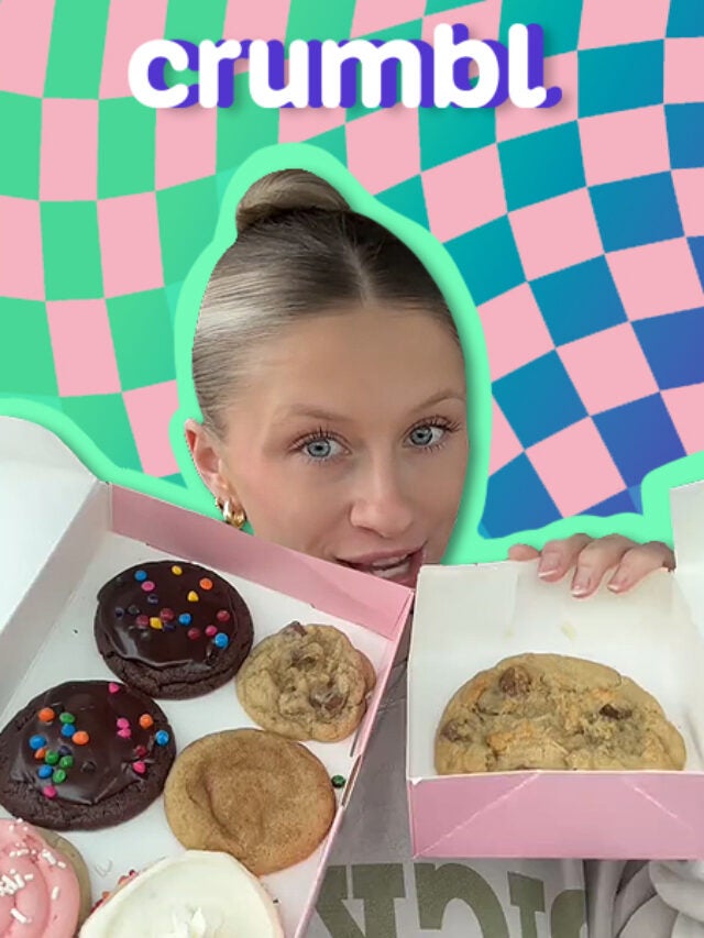 Crumbl Customer Says Mini and Standard Cookies Taste Different