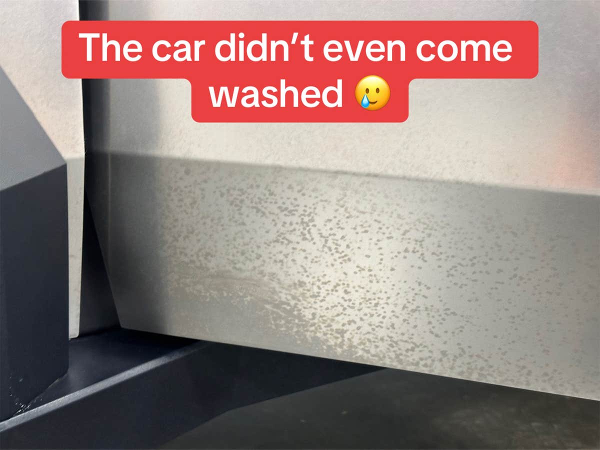 Tesla Owner Reveals Everything Wrong With His Cybertruck