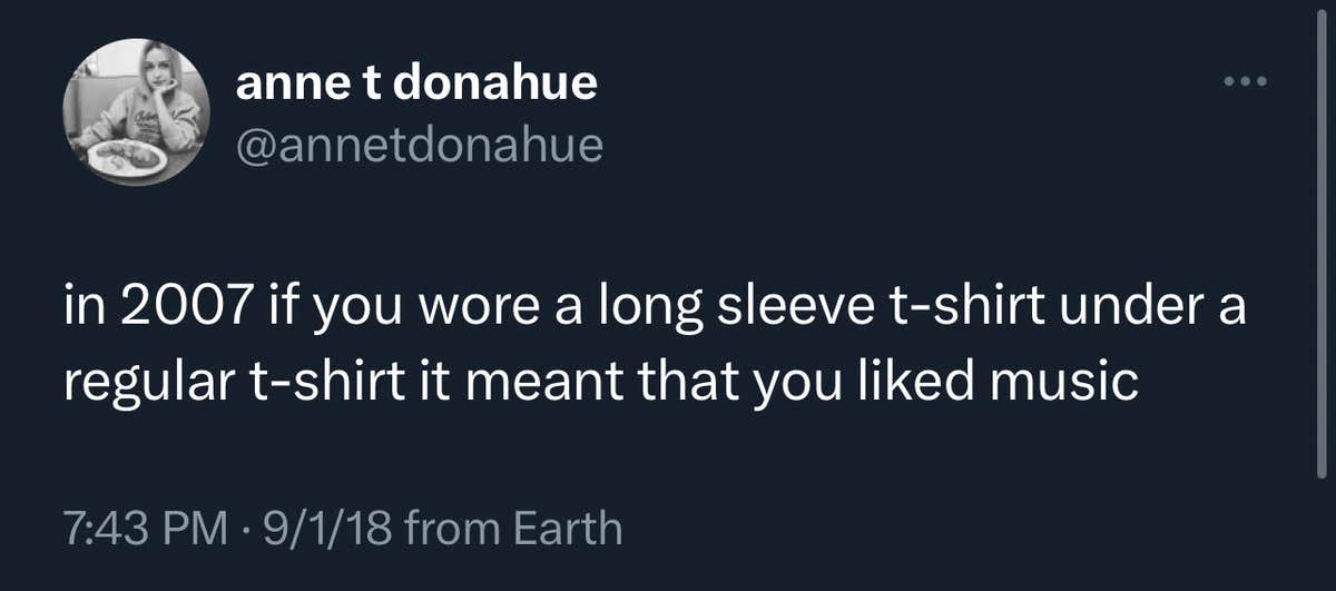 32 Of The Most Iconic Load-Bearing Posts On The Internet