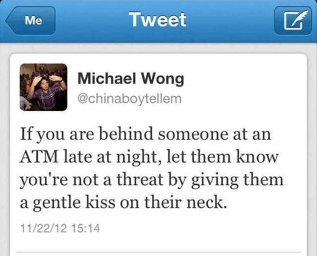 32 Of The Most Iconic Load-Bearing Posts On The Internet