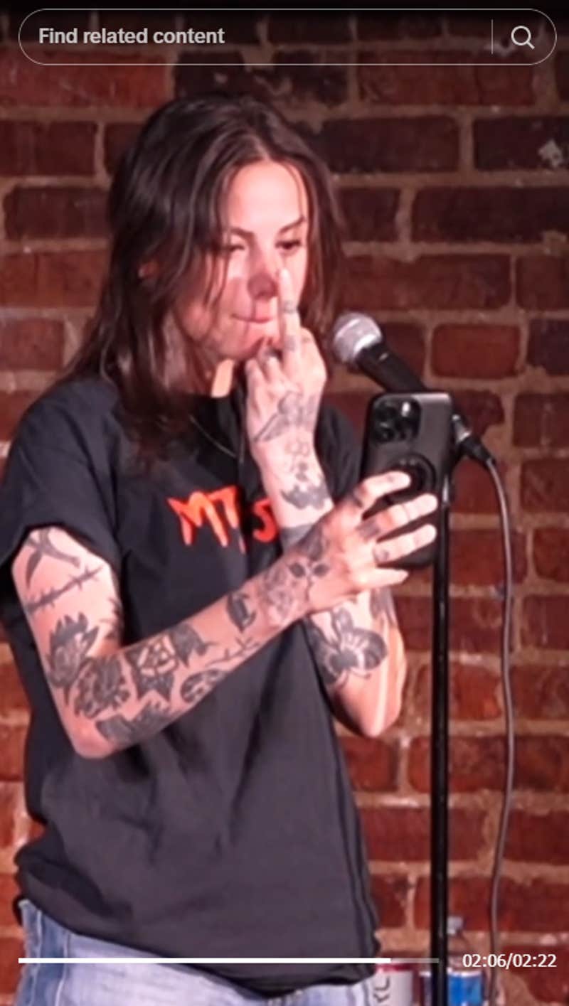 Comedian Natalie Cuomo's furious reaction to heckler sparks debate