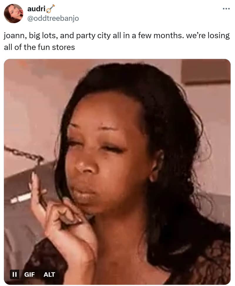 28 memes and reactions to Joann Fabrics closing its stores