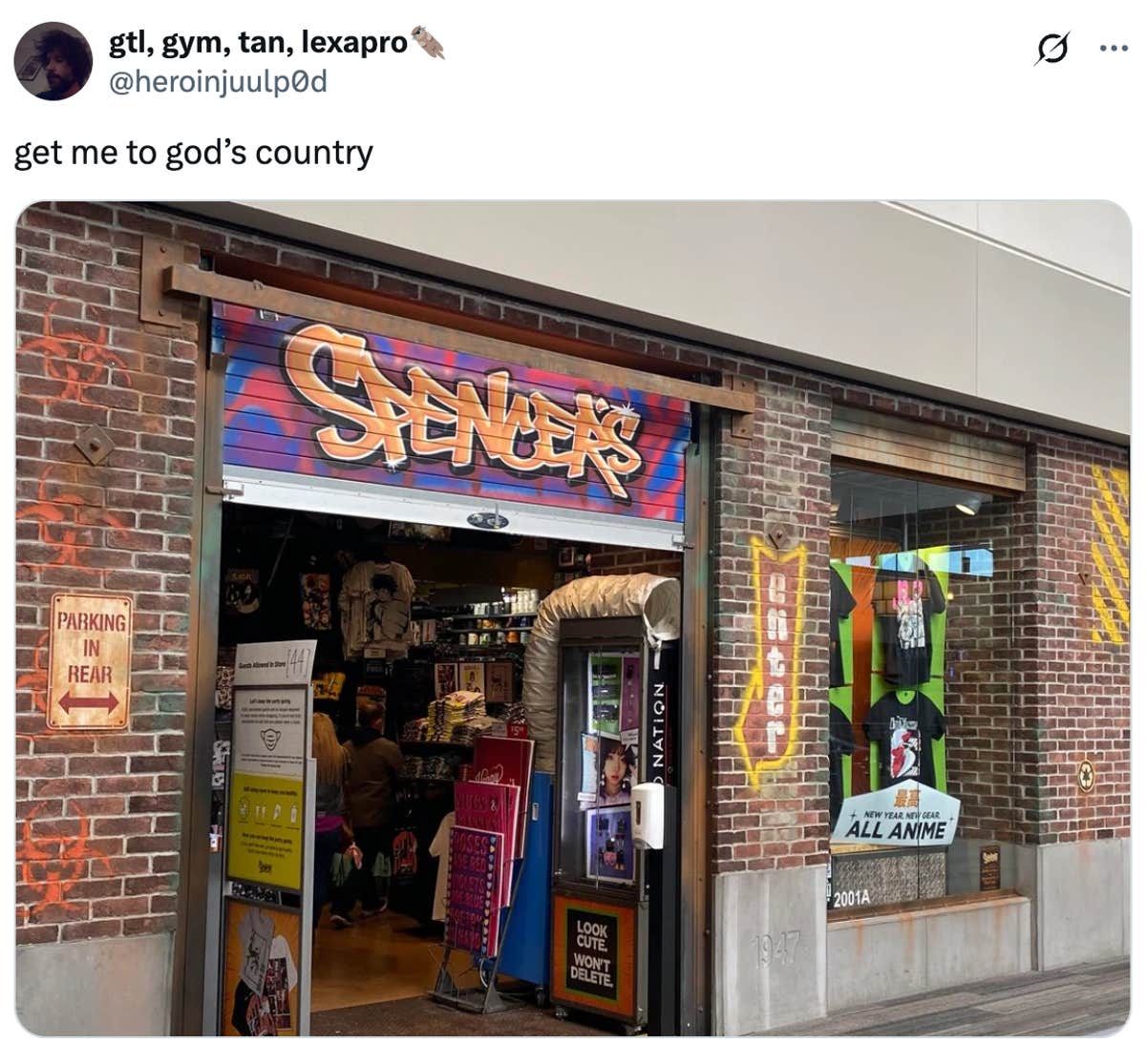 Morgan Wallen Walks Off 'SNL', Inspires ‘God’s Country’ Meme