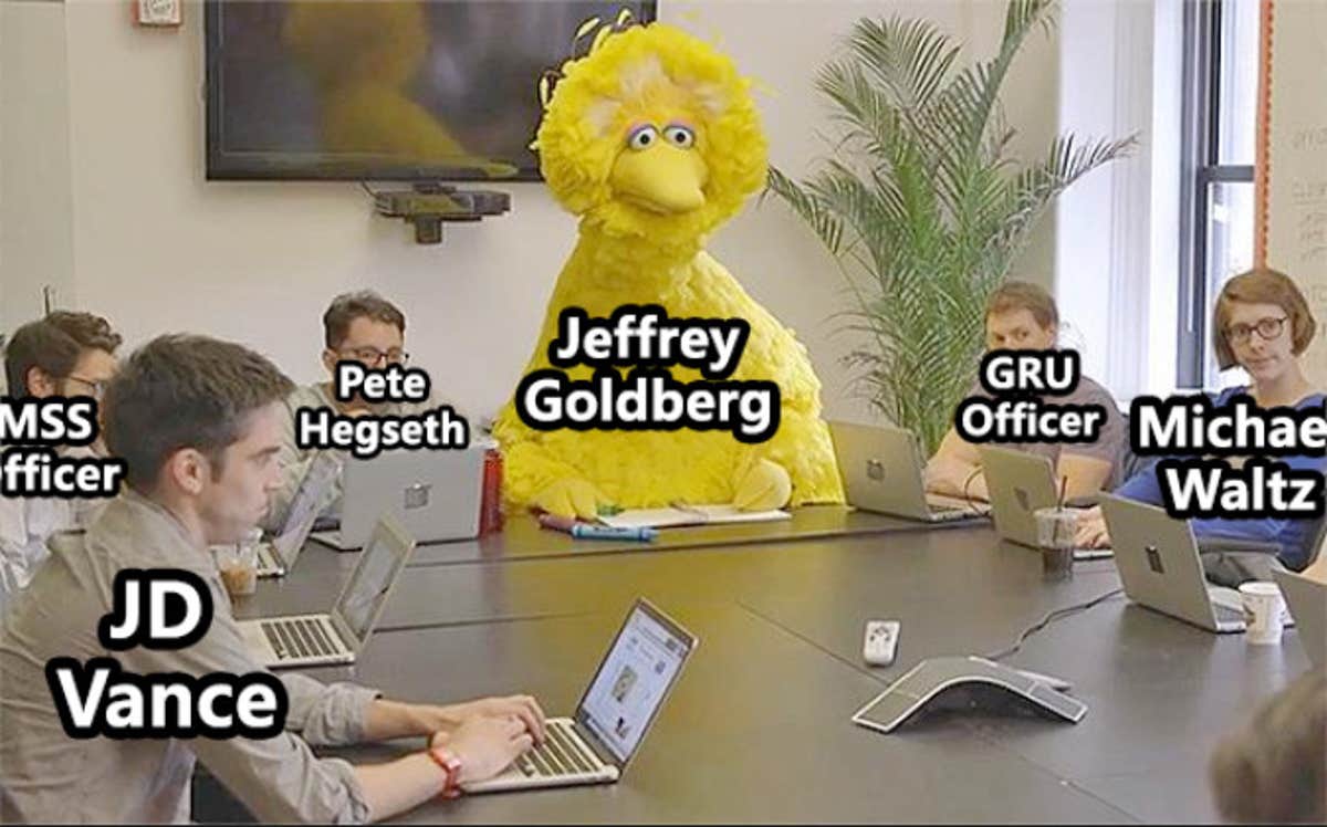 27 of the best memes roasting the SignalGate leak