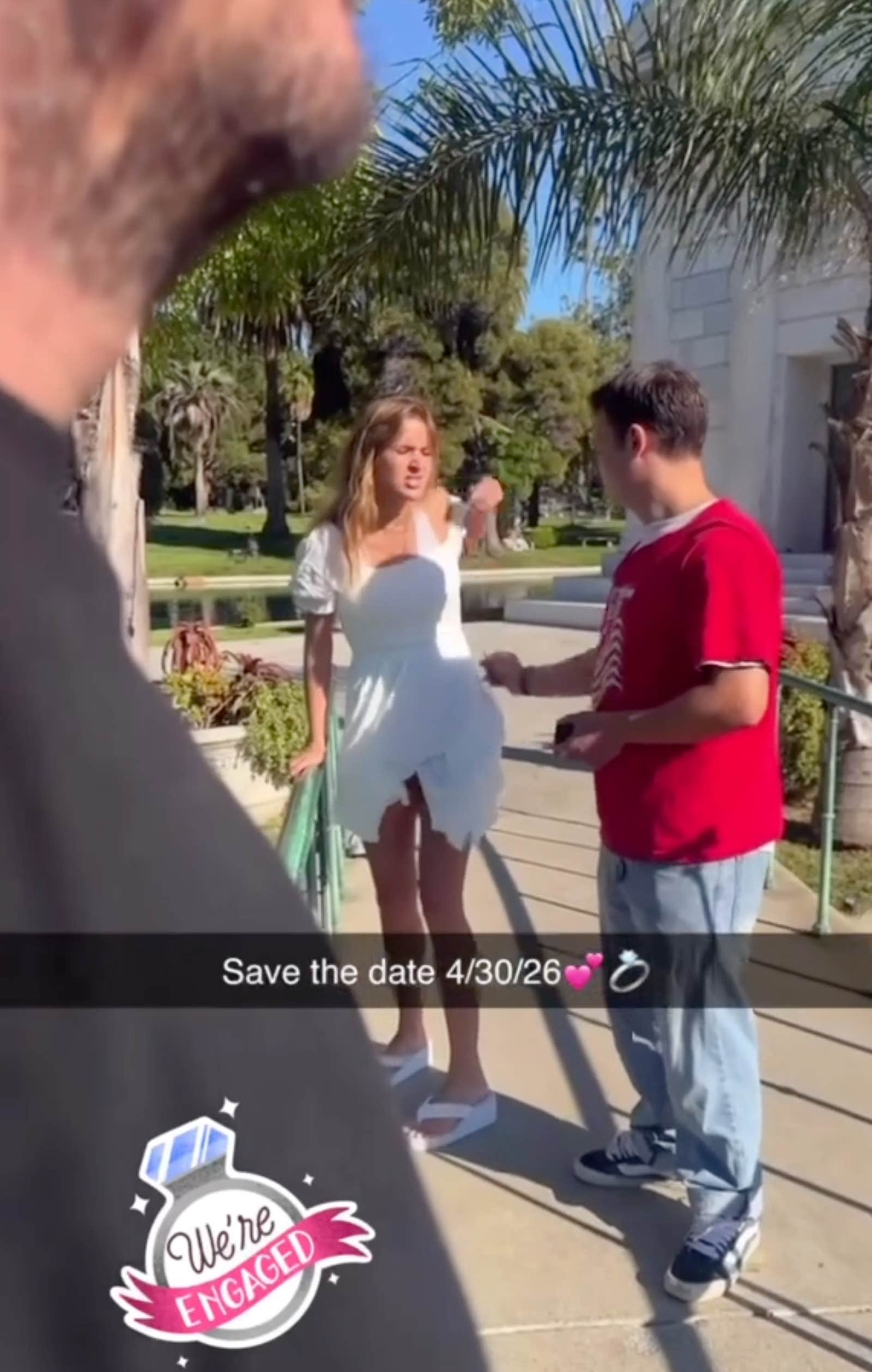 This awkward engagement dock proposal is going massively viral