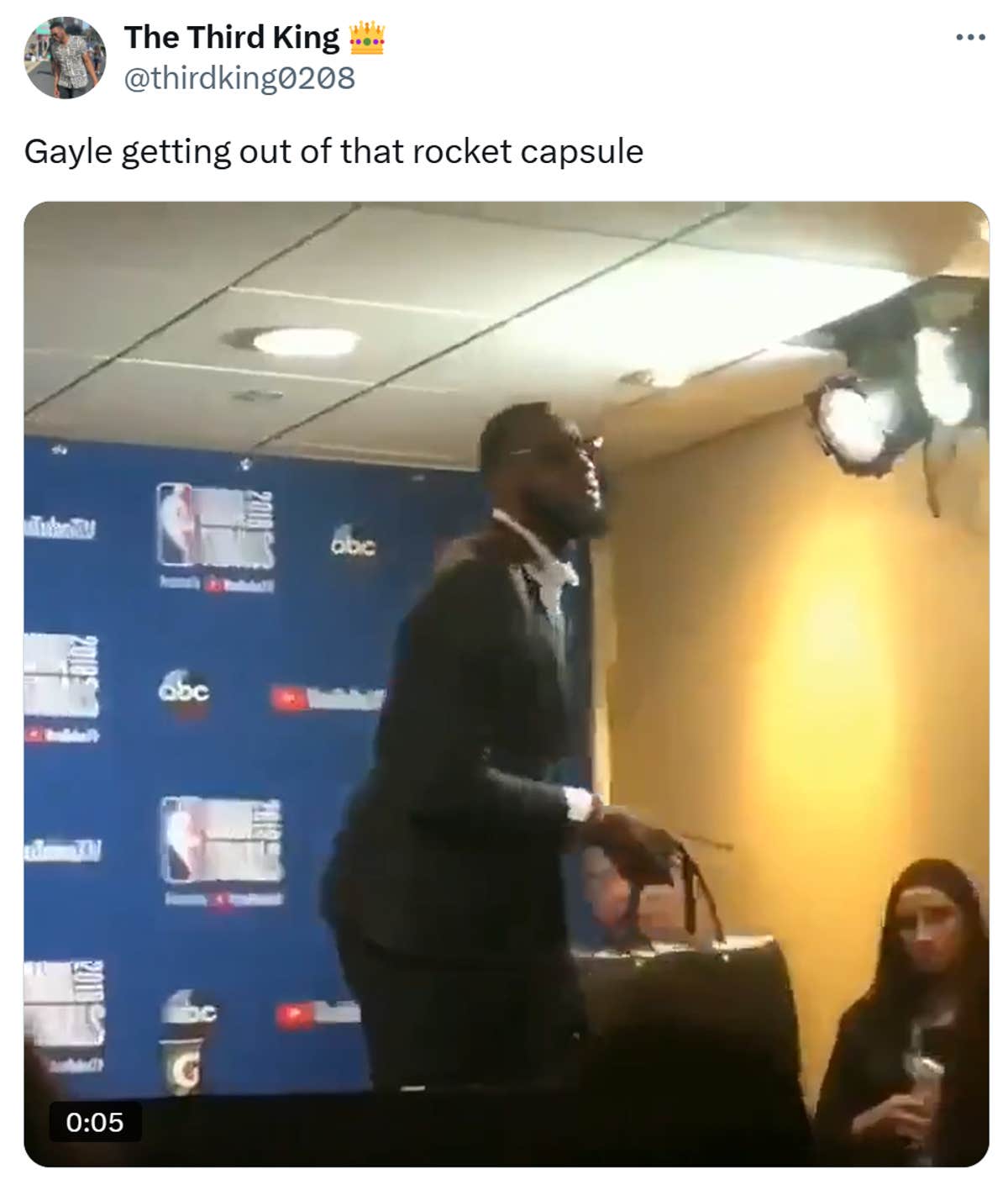 Gayle King's disturbed expression before going to space is an instant meme