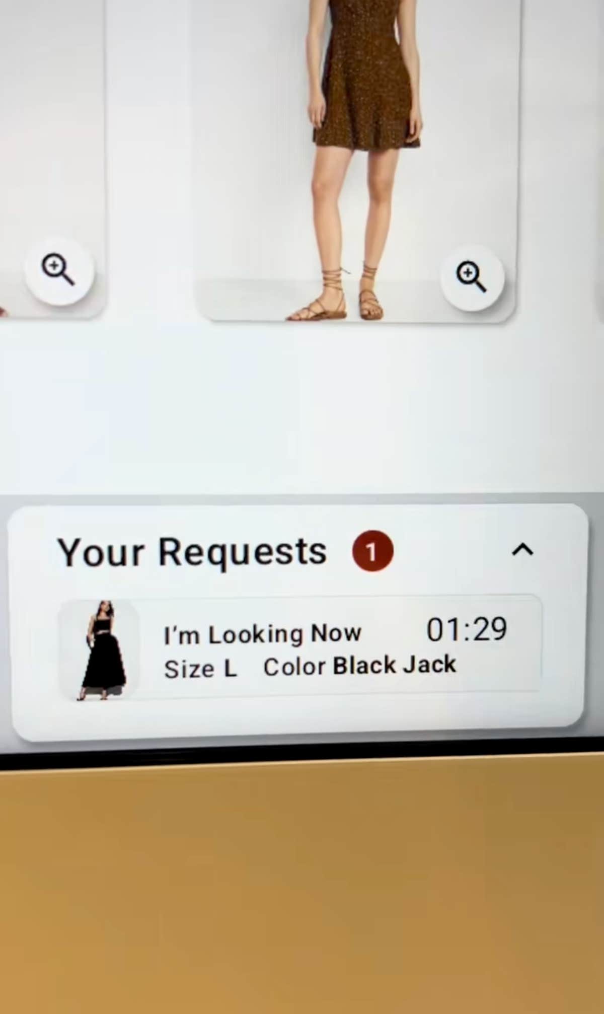 Do Customers Like New Old Navy Dressing Room Screens?