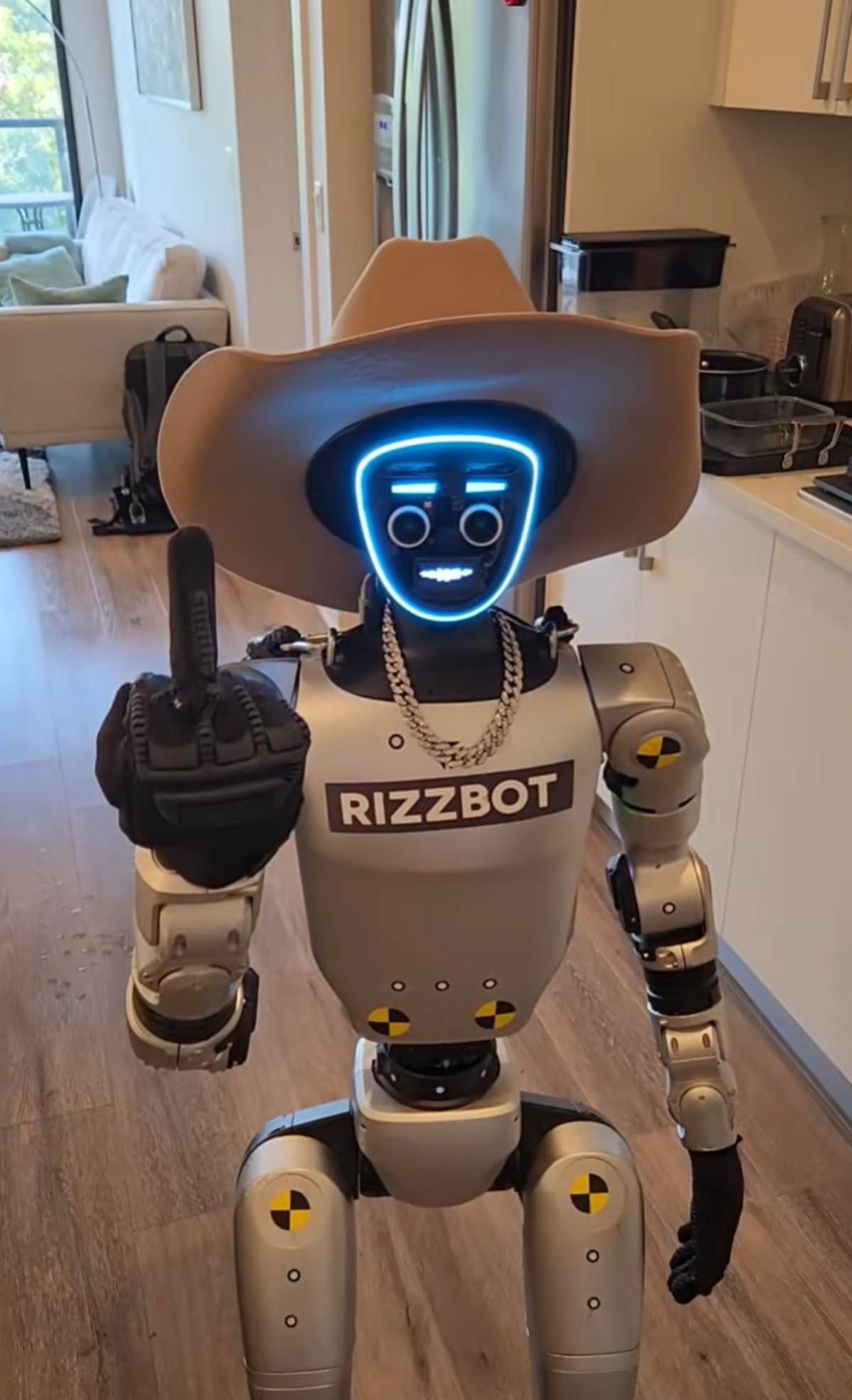 The "Rizzbot" keeps going viral interacting with humans on city streets ...