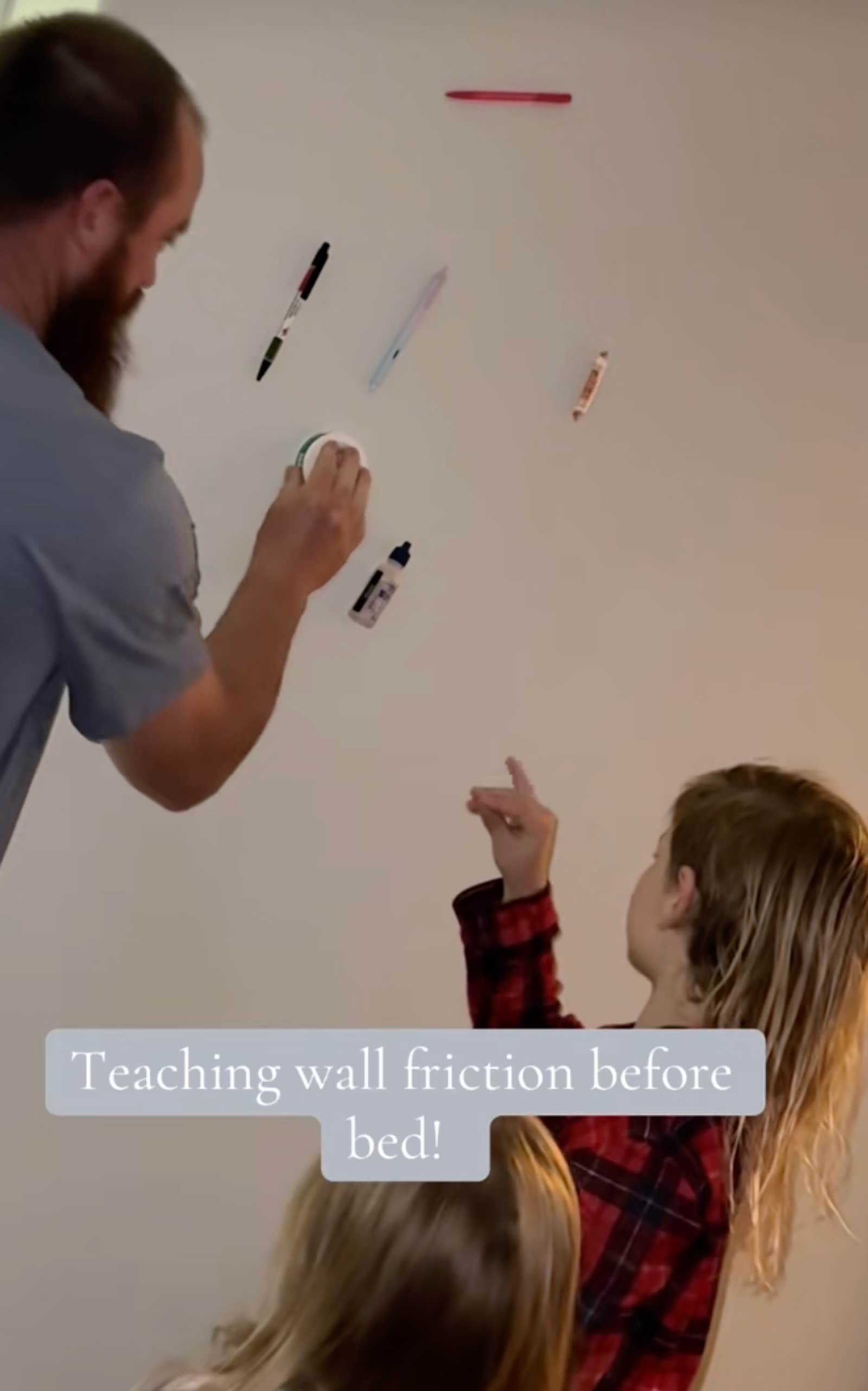 What is Wall Friction? The trend turning junk into art