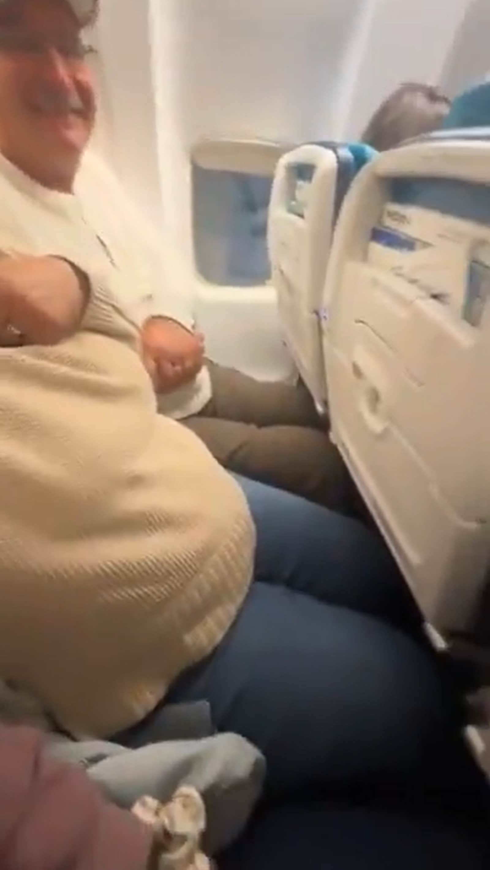 "You have to pay for the other leg": WestJet's new seating leaves ...