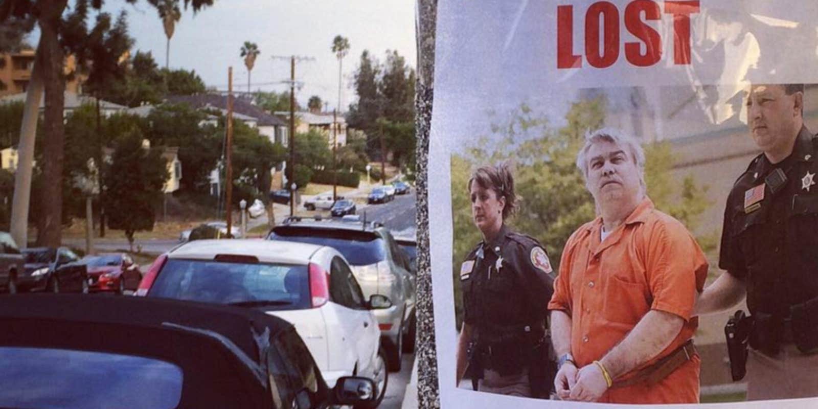 Man puts up 'lost' and 'help wanted' signs for 'Making a Murderer' Man puts up 'lost' and 'help wanted' signs for 'Making a Murderer'