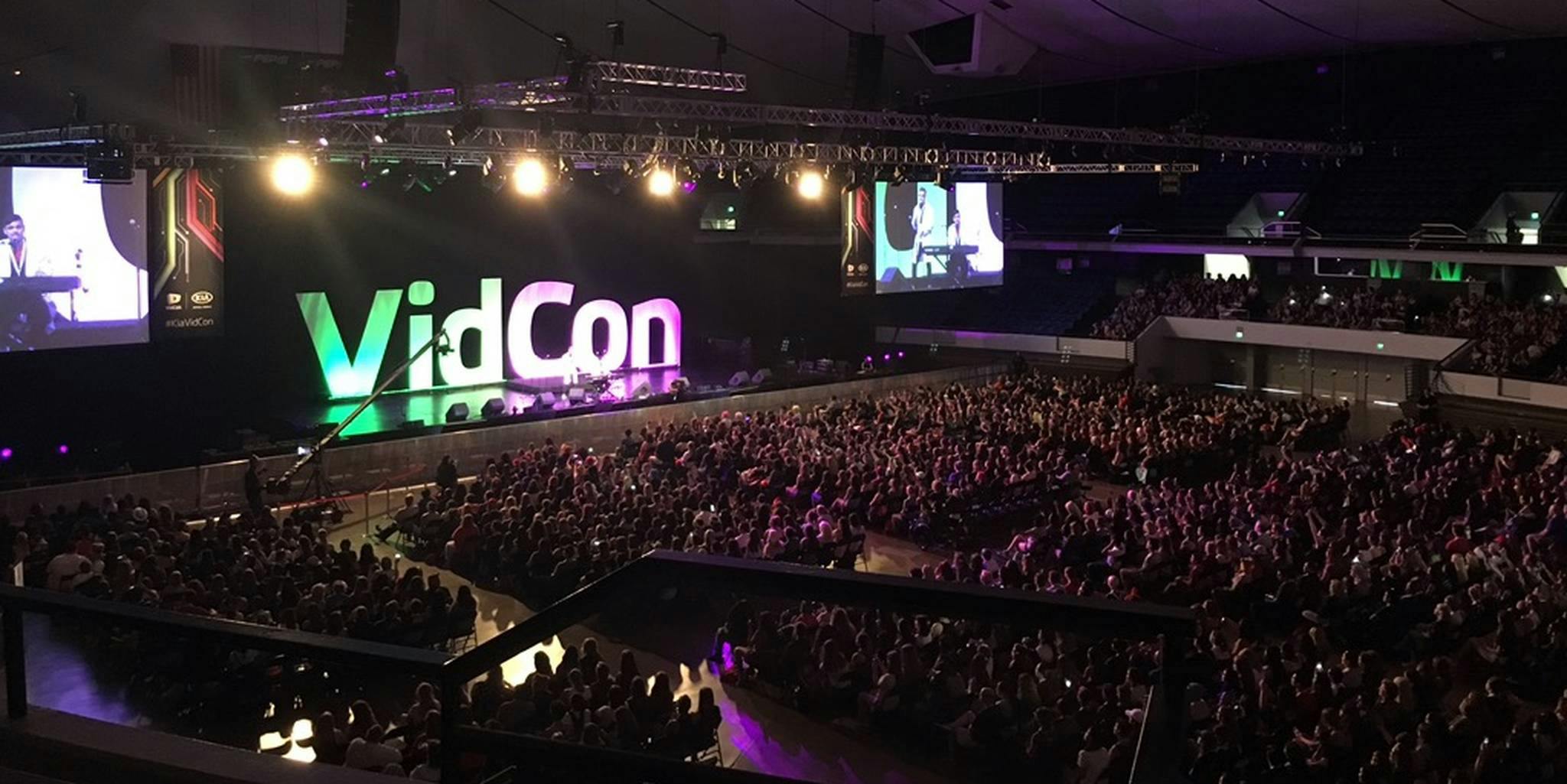 Vidcon 2016 Was All About Bridging The Gap Between Creators And Fans