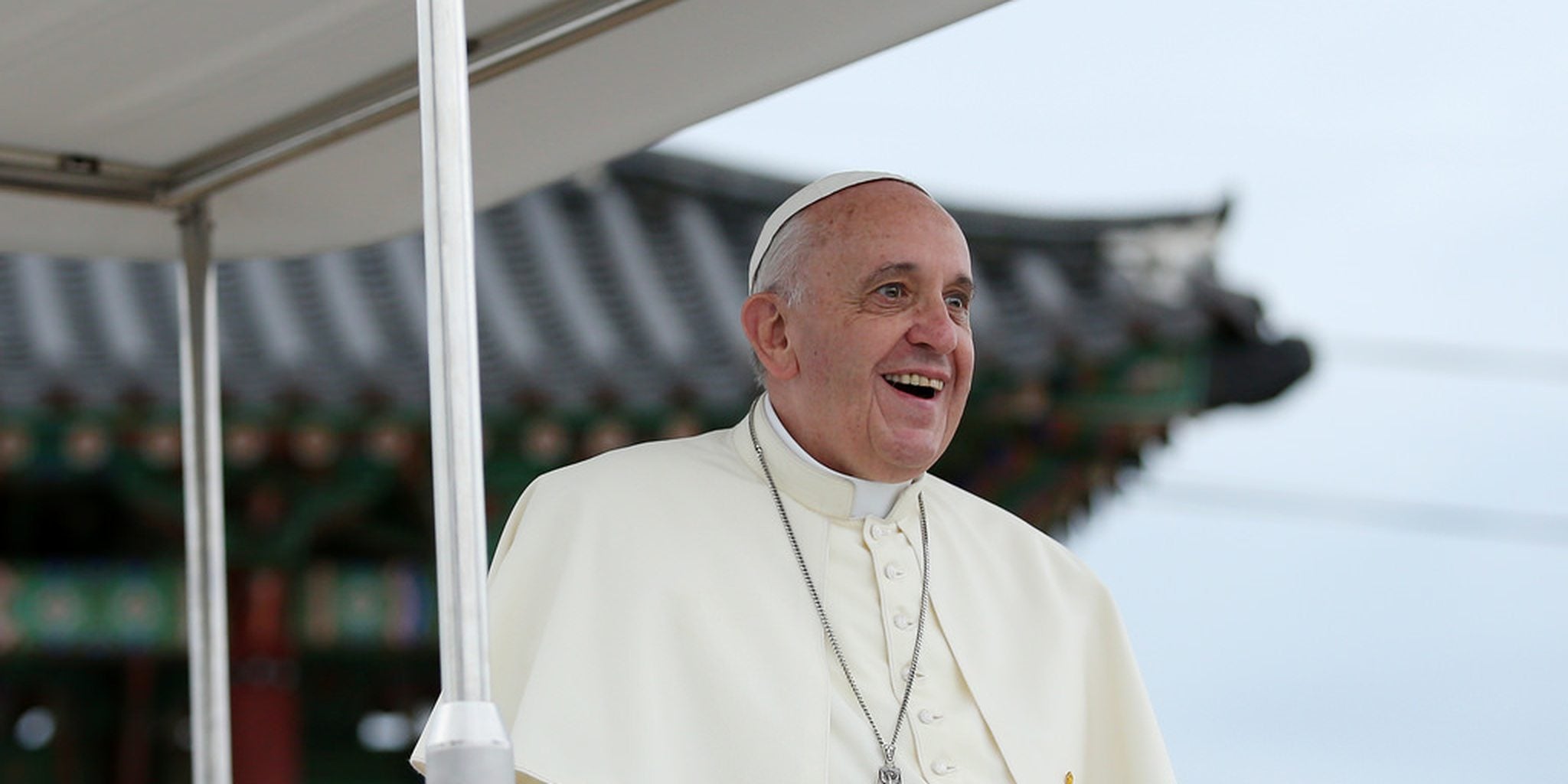 Pope Francis blesses Instagram with his presence