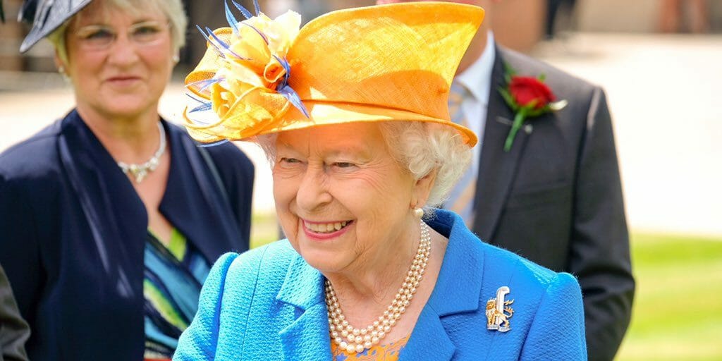 The Queen Visits Manchester Bombing Survivors In Children's Hospital