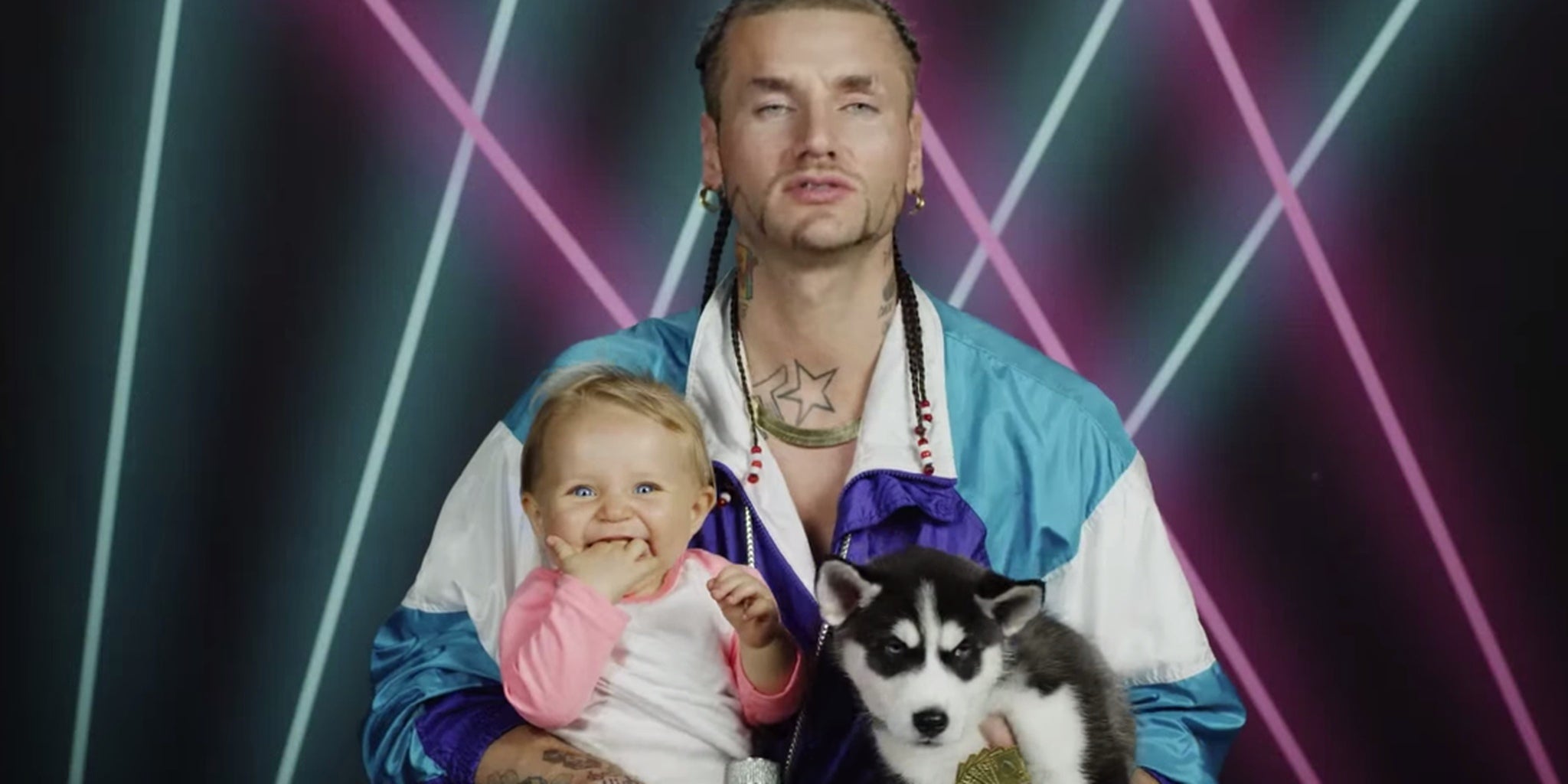 Here's why you don't sneak up on Riff Raff during a show