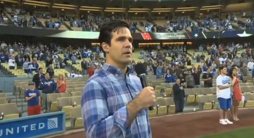 Rob Delaney's MLB Twitter takeover: No curveballs, but still a win ...