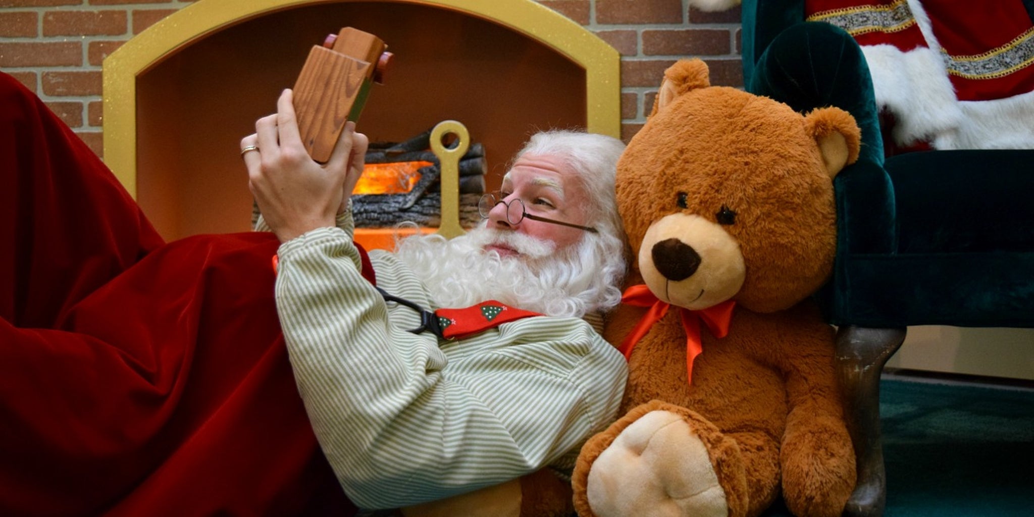 Mall Santa helps with special moment for grieving family