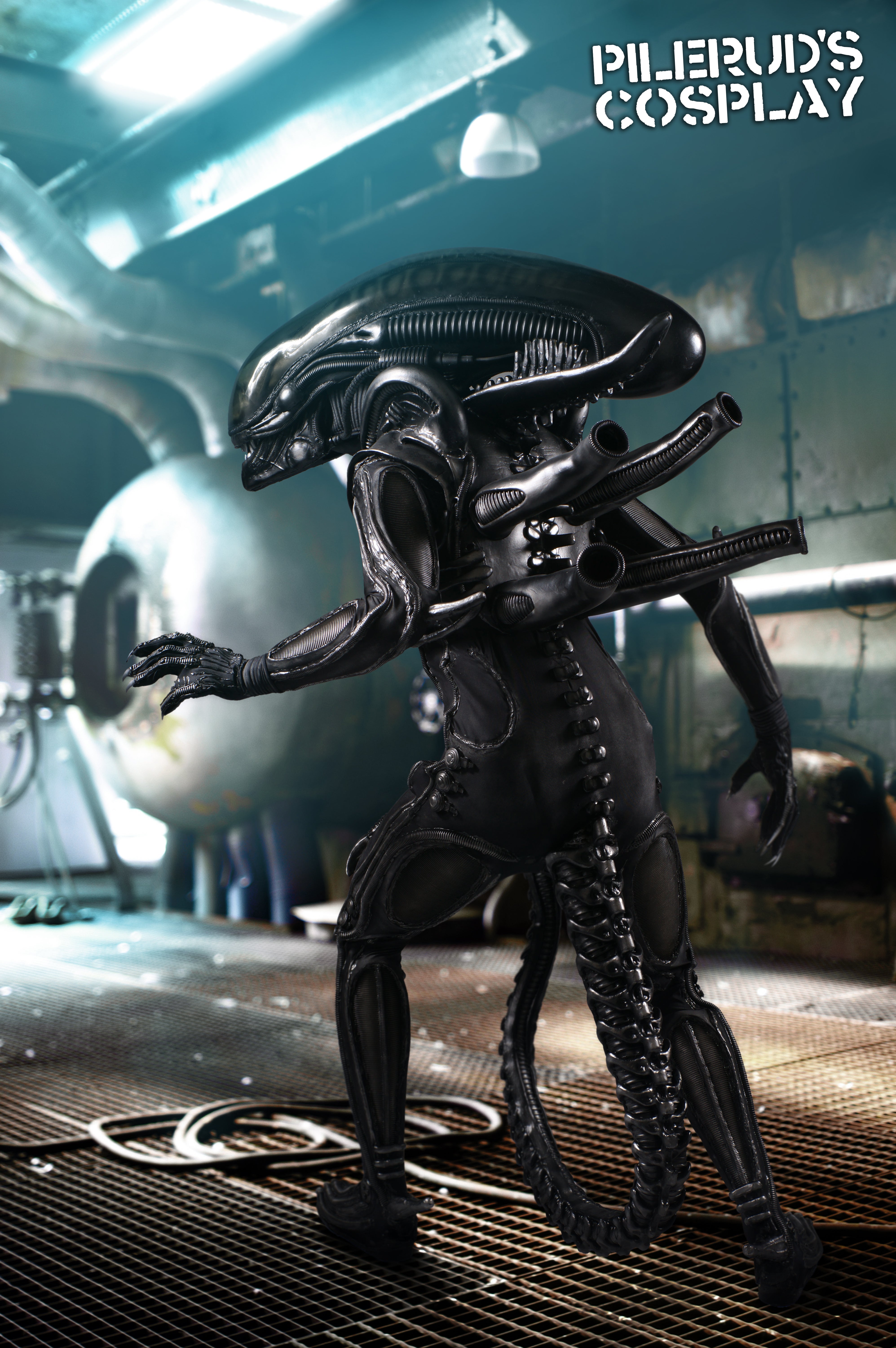 How to cosplay as the ‘Alien’ xenomorph