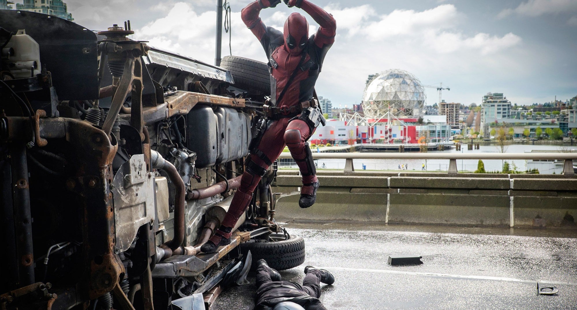 What should Hollywood learn from the box office success of 'Deadpool'?
