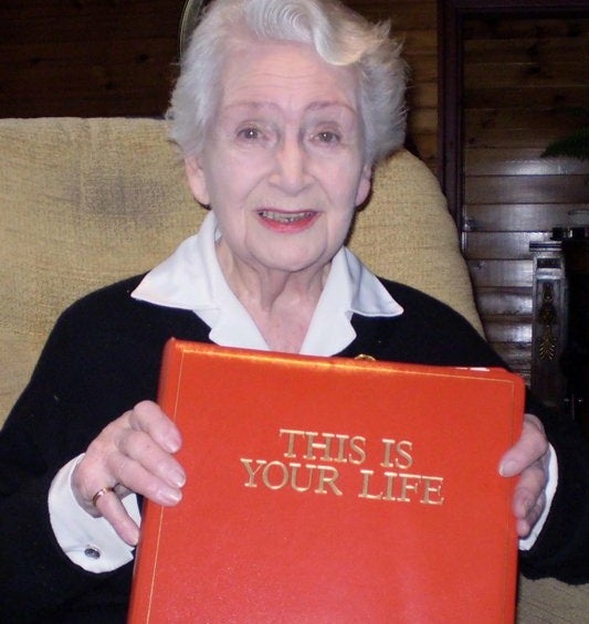 Silly Twitter Bio generates wacky profiles