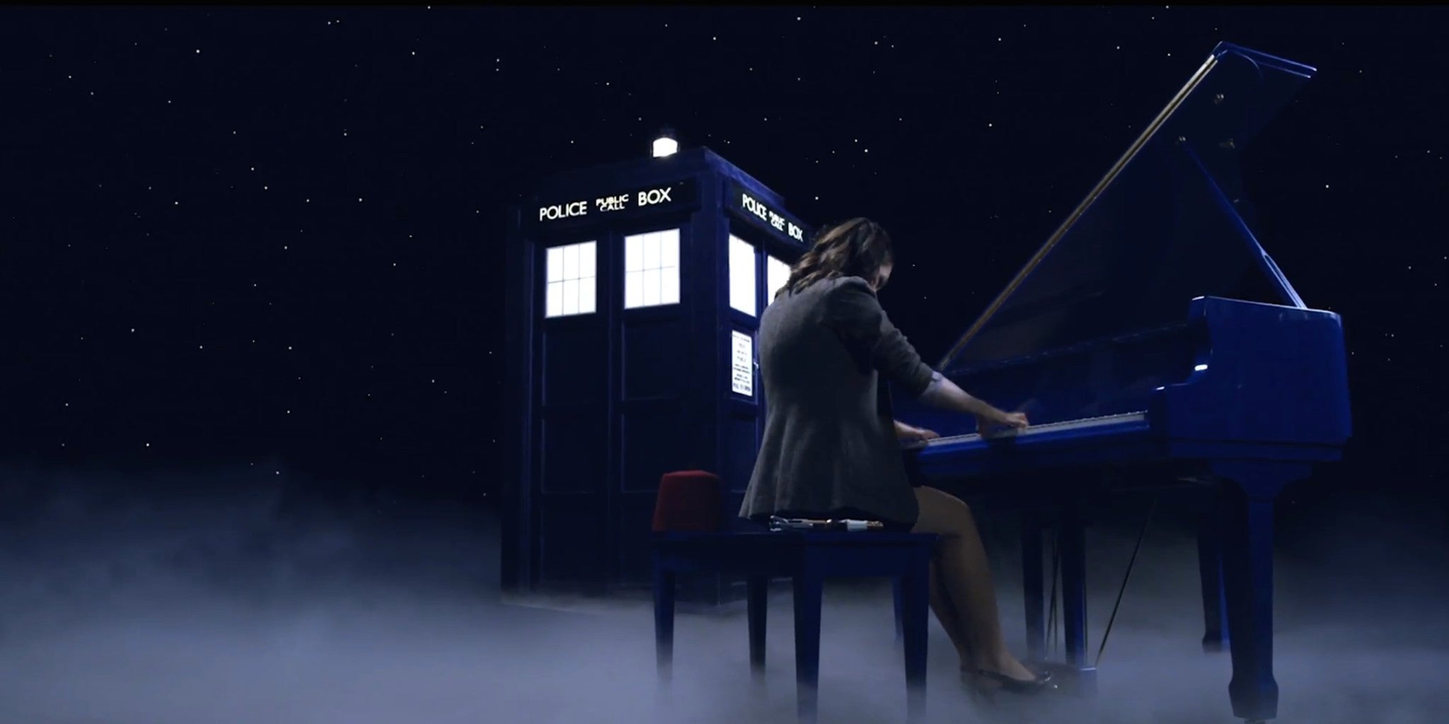 Watch this pianist do a mind-blowing cover of the 'Doctor Who' theme
