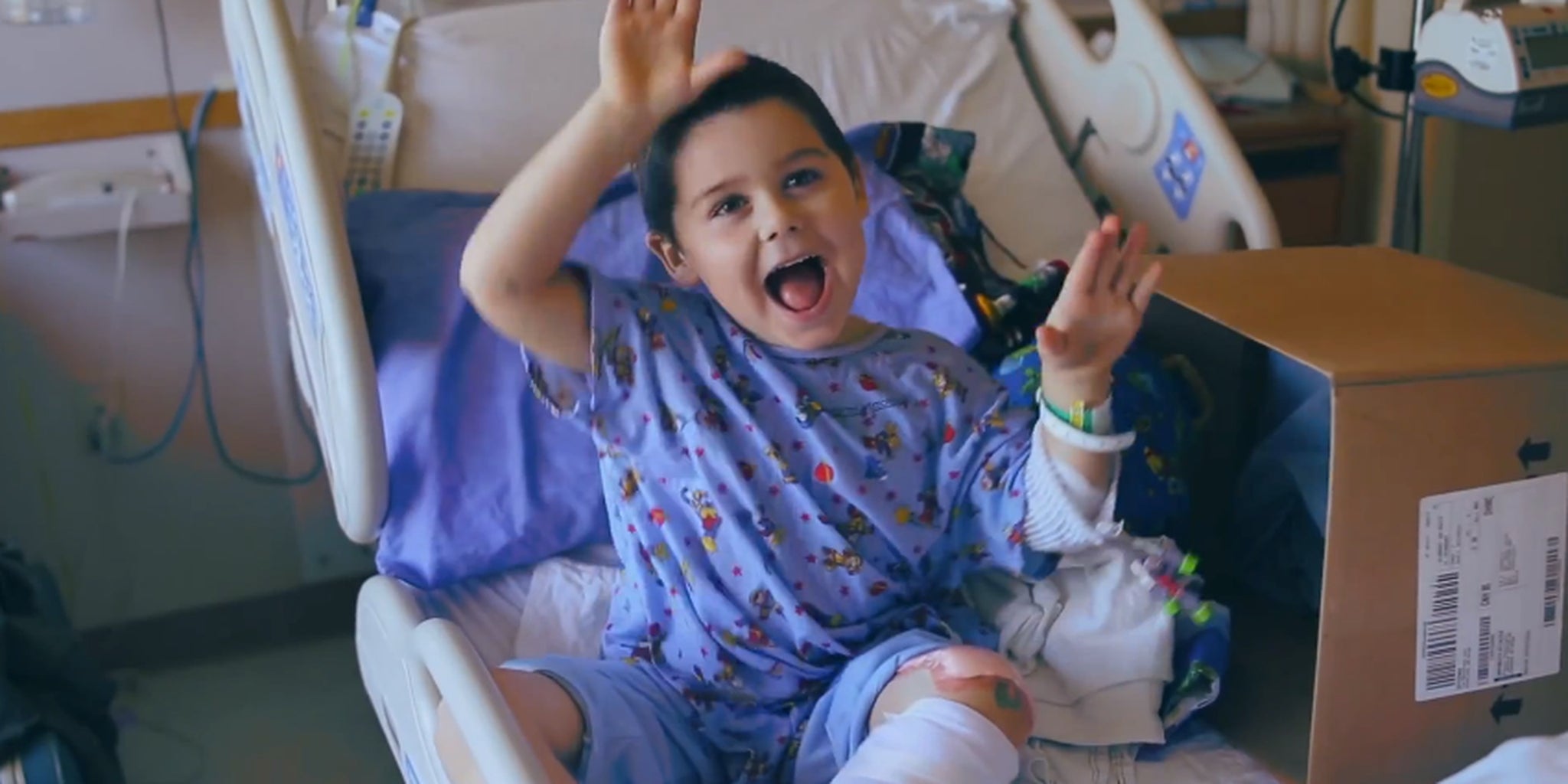 Children's hospital shows what Katy Perry's 'Roar' was made for