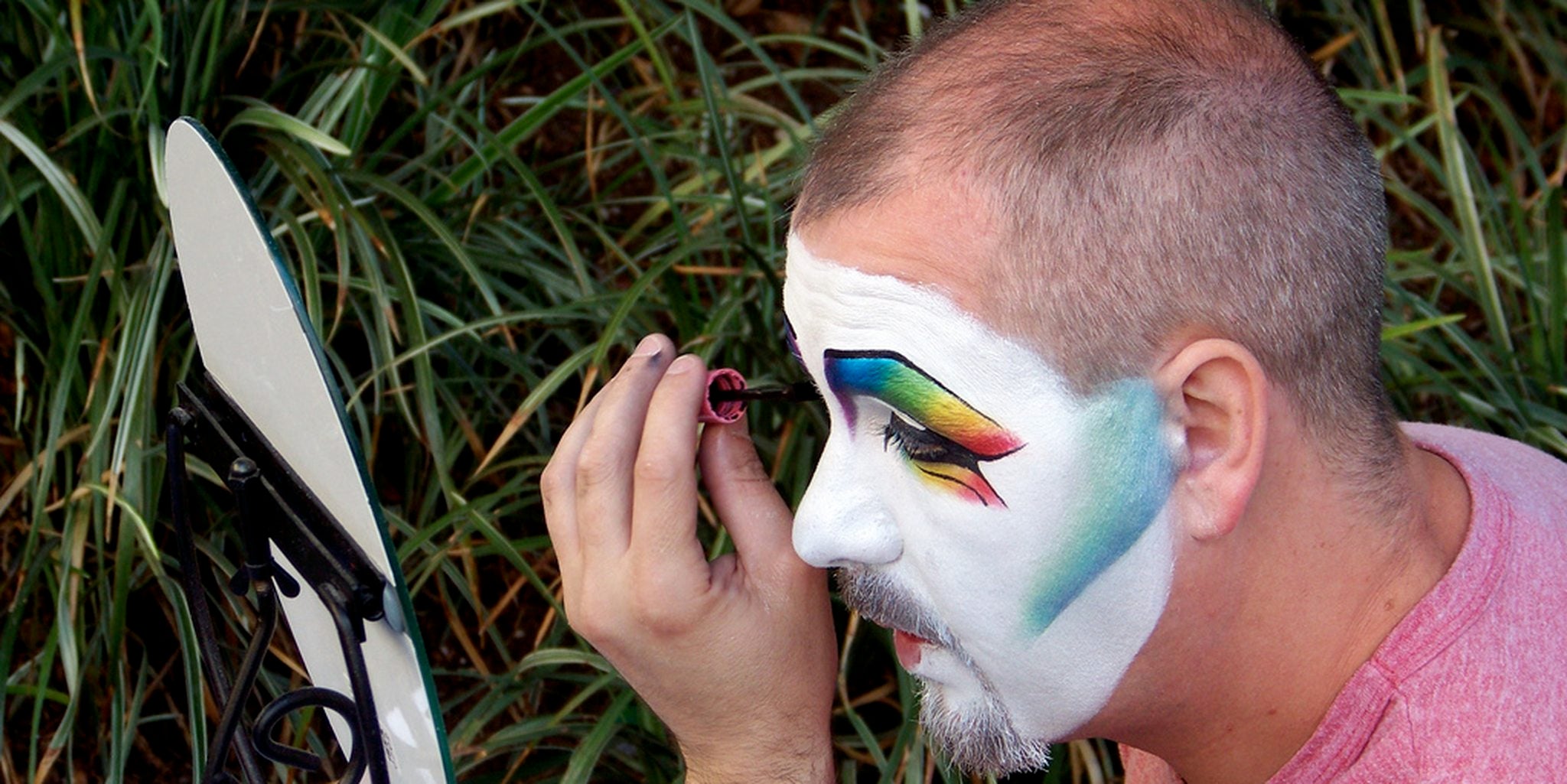 it-s-a-drag-but-facebook-s-real-name-wars-aren-t-over-the-daily-dot