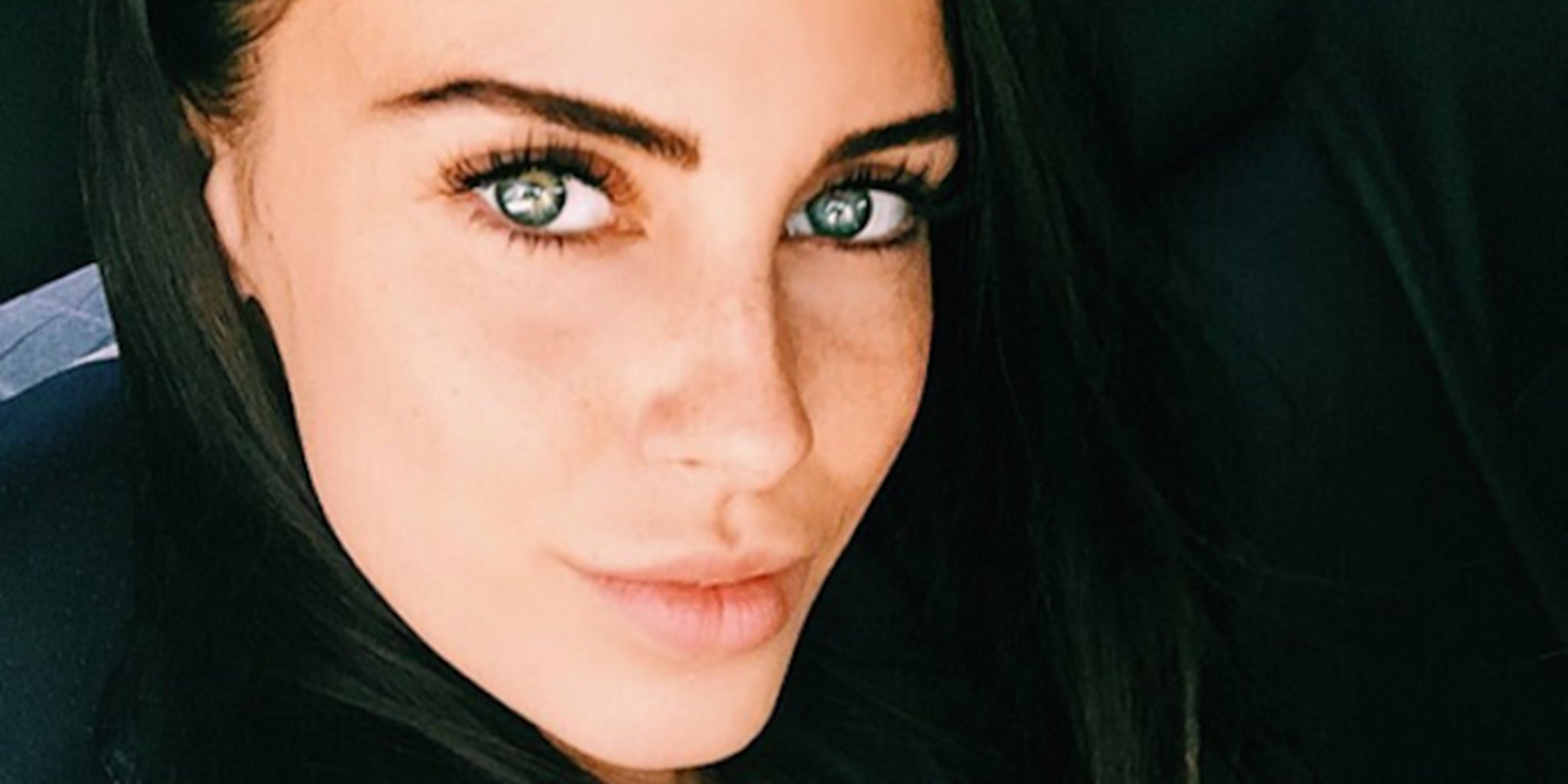 '90210' star Jessica Lowndes promoted her new song by pretending to ...