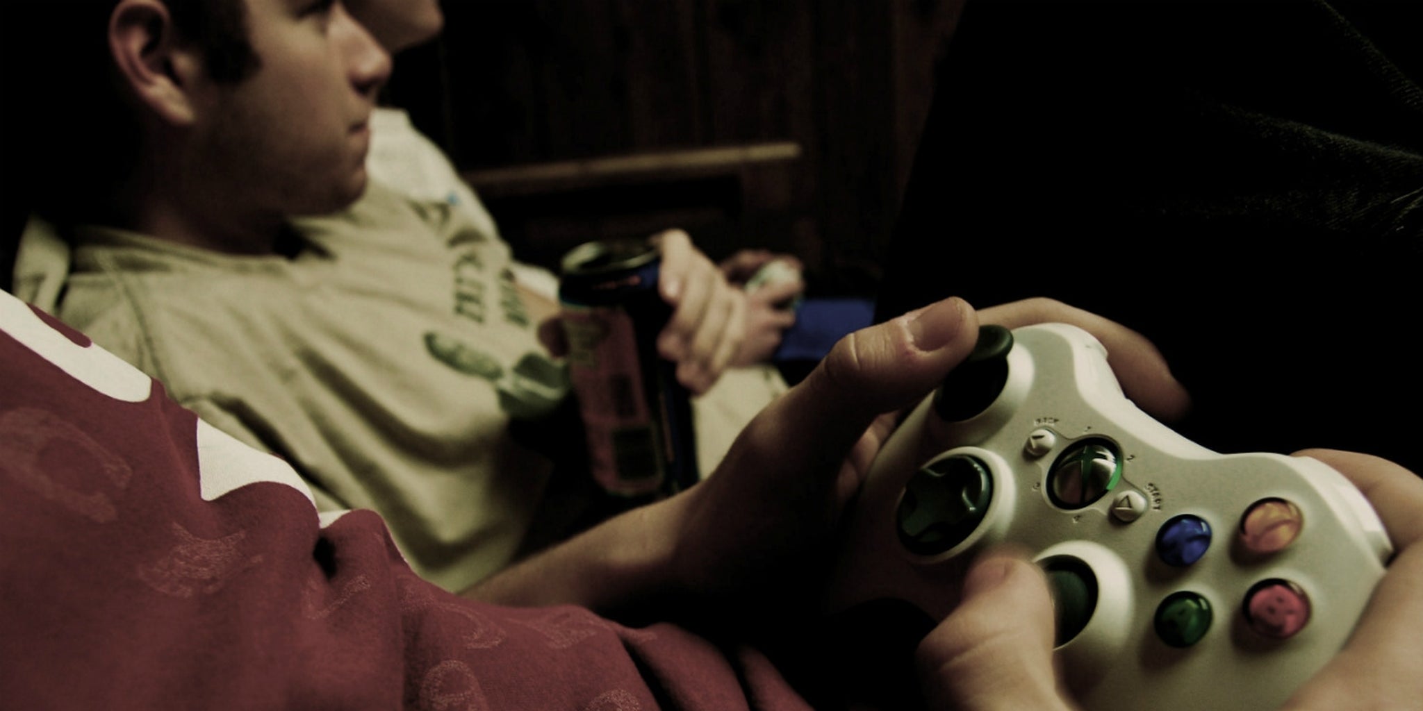 New studies show that cooperative gaming makes people more social