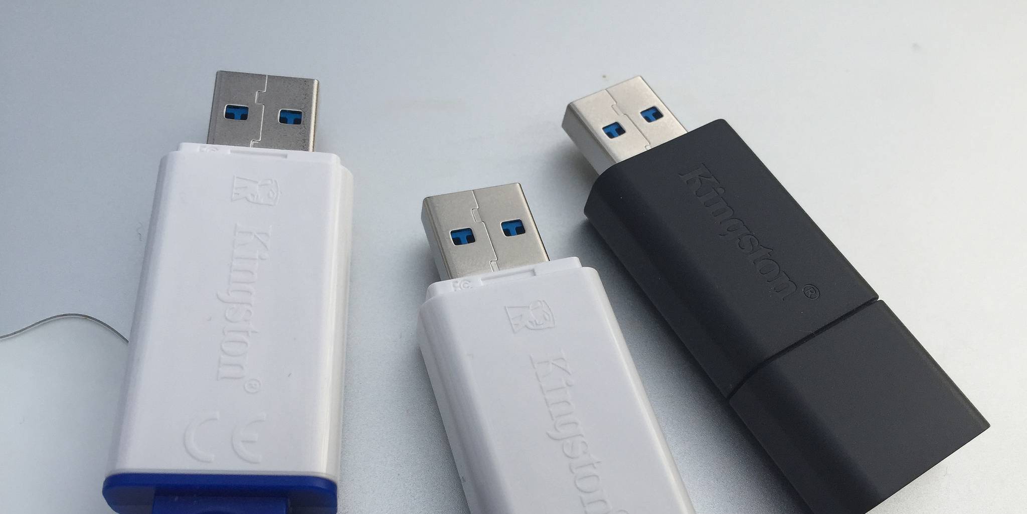 Hackers Are Dropping USB Drives in Mailboxes