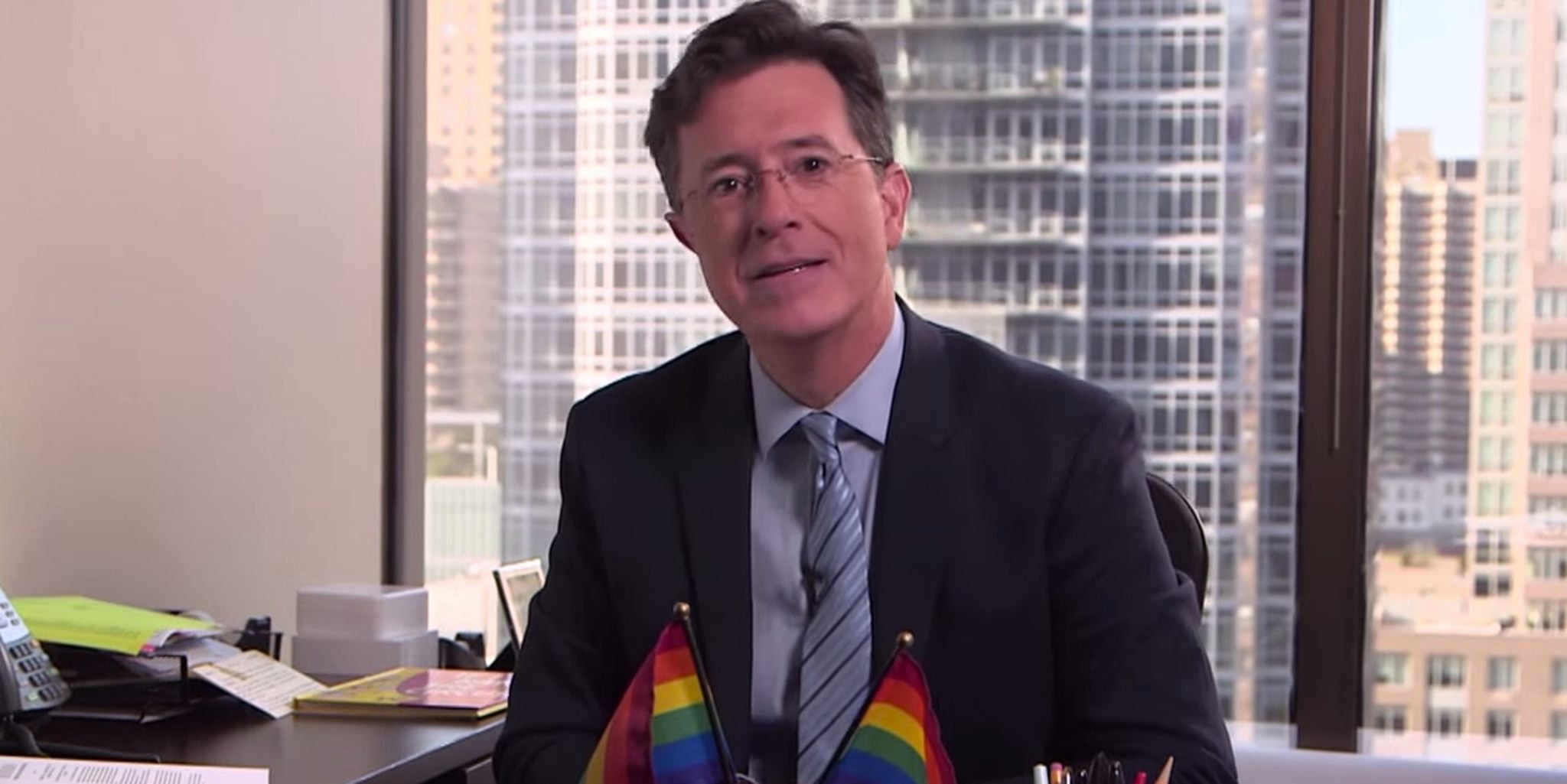 Stephen Colbert shreds Justice Scalia's dissenting vote on marriage ...