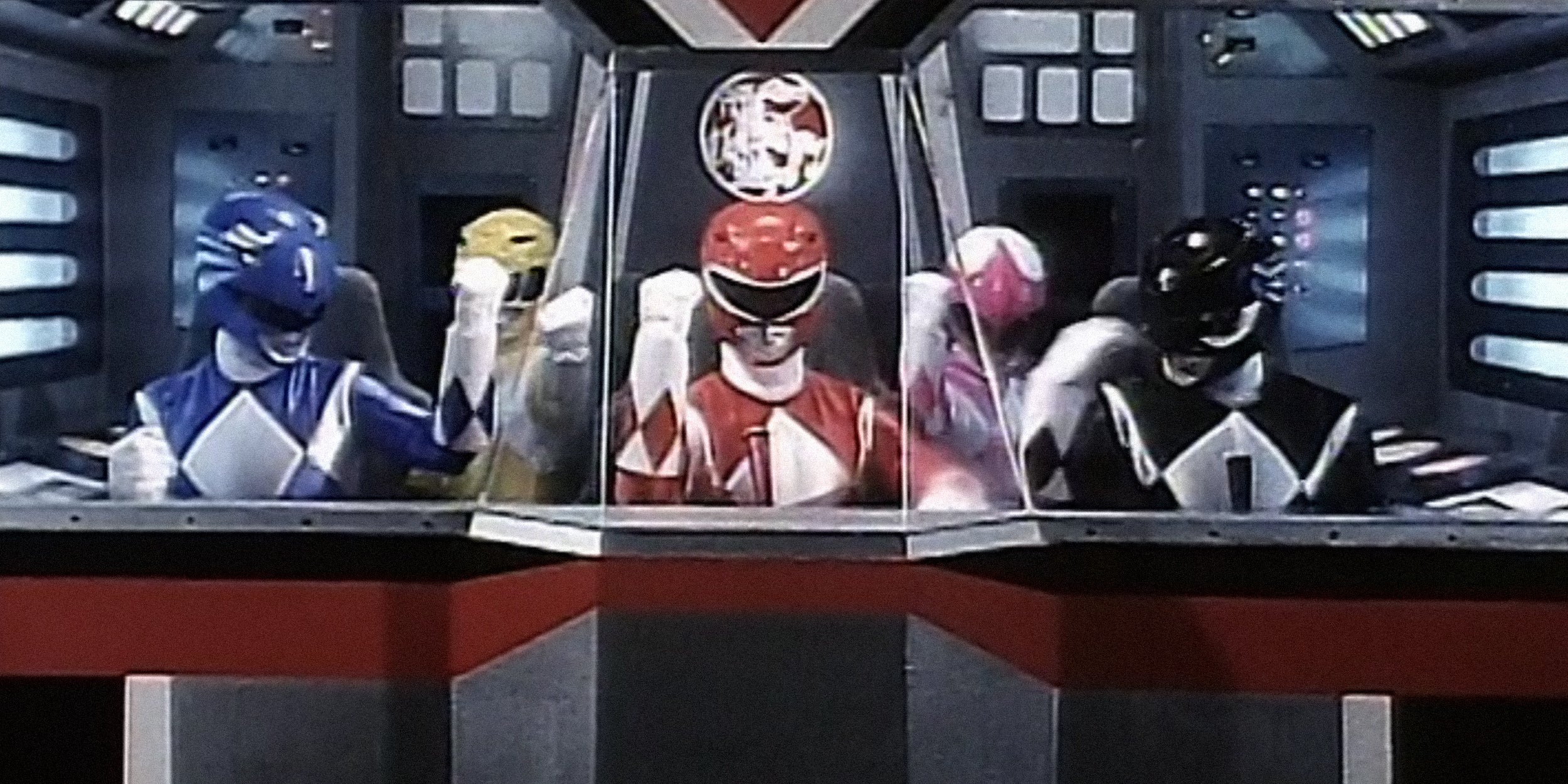 Twitch Is Streaming Every Single 'Power Rangers' Episode
