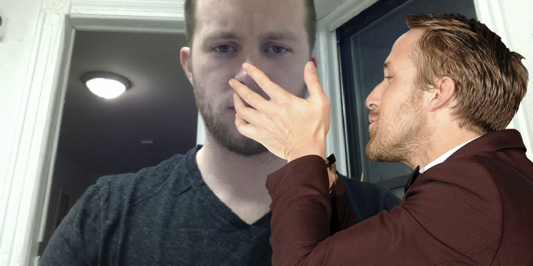 A tender kiss from Ryan Gosling is only a browser tab away