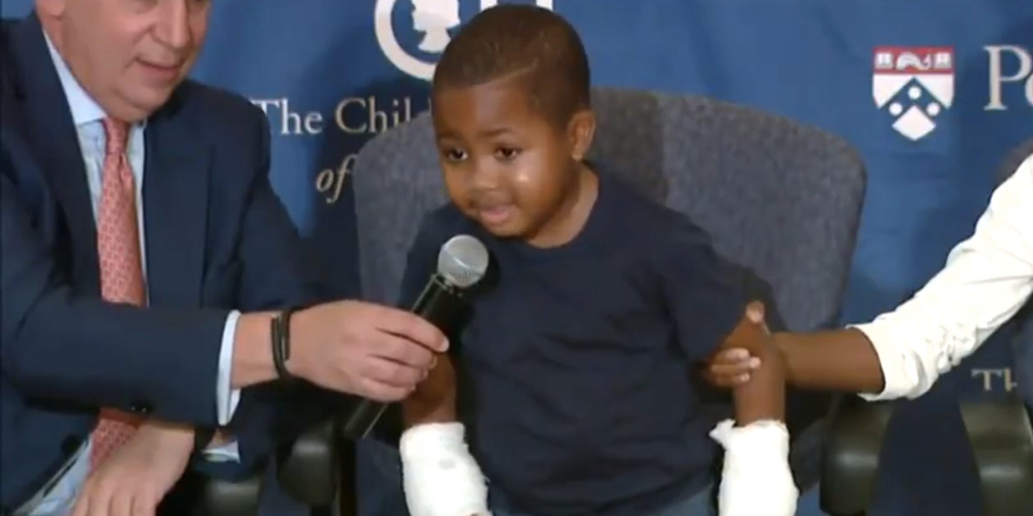 First kid to get a double hand transplant has a touching message for ...